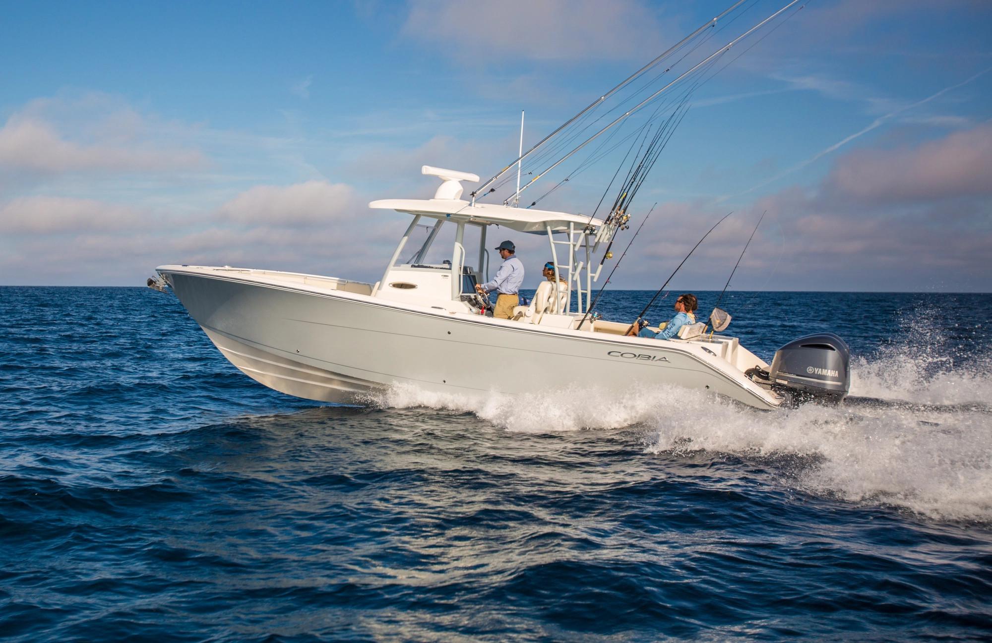2024 Cobia 301 CC Center Console for sale - YachtWorld
