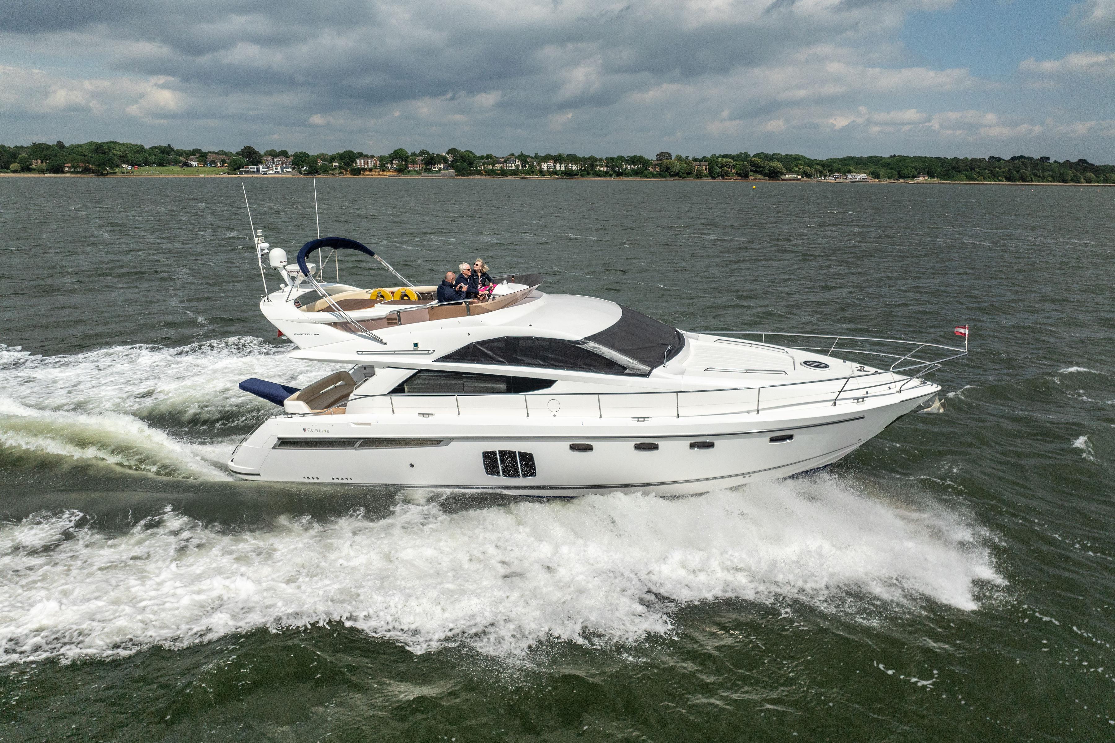 2009 Fairline Phantom 48 Cruiser for sale - YachtWorld