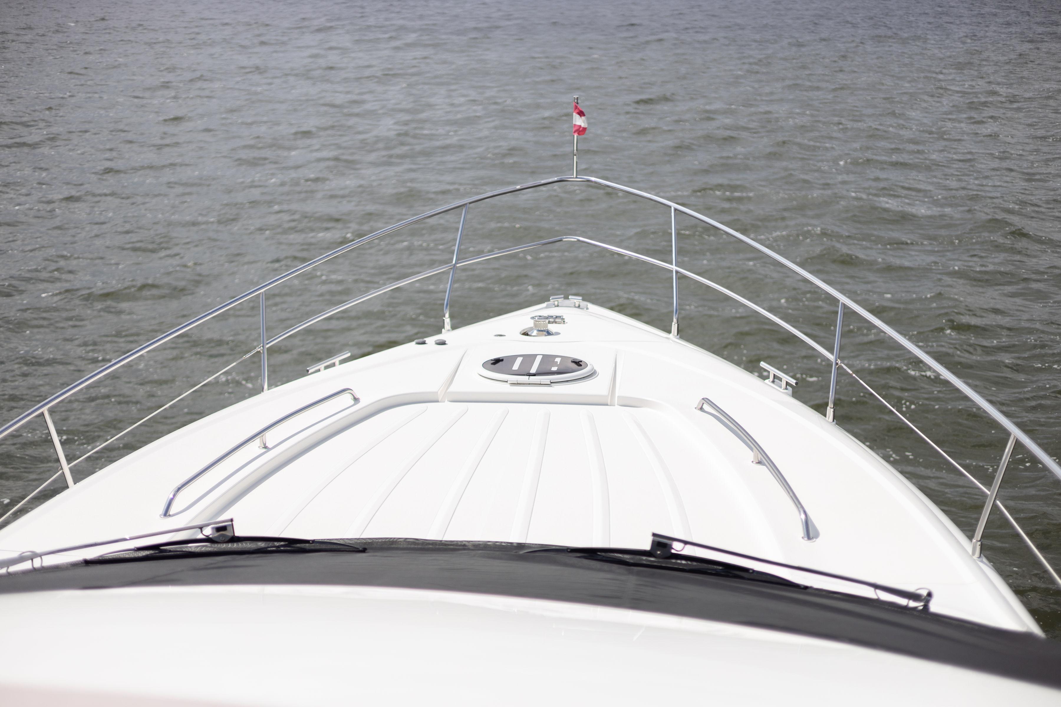 2009 Fairline Phantom 48 Cruiser for sale - YachtWorld