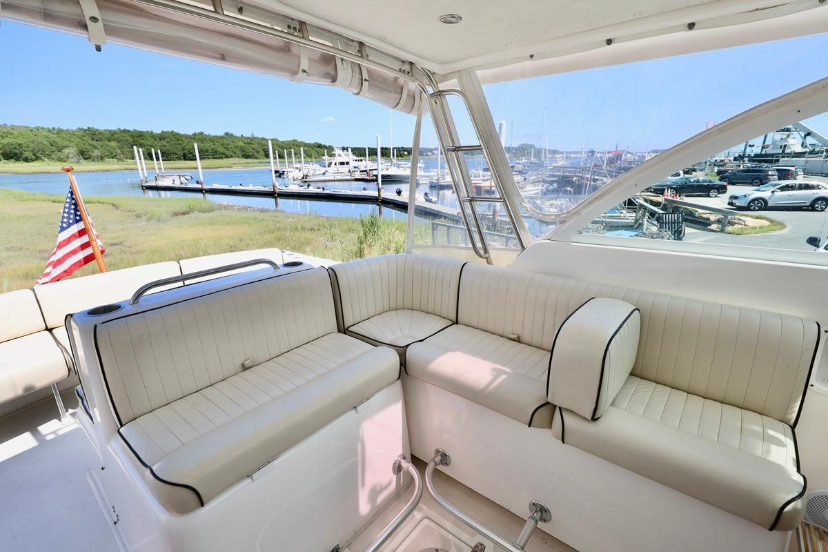 2008 Hunt Yachts Surfhunter 29 Hardtop Express Express Cruiser for sale ...