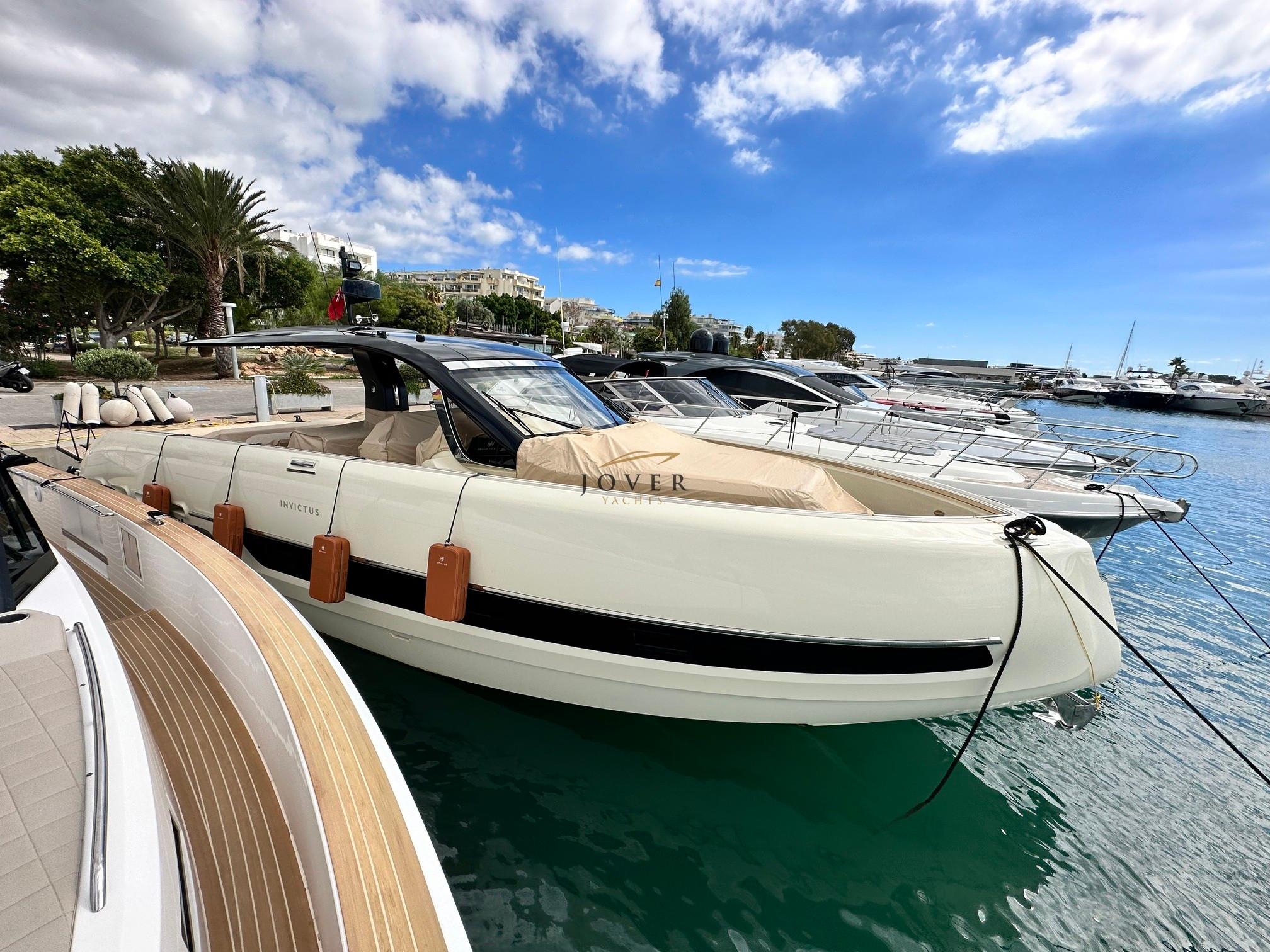 Used 2023 Invictus TT 460 - Alicante | TopBoats