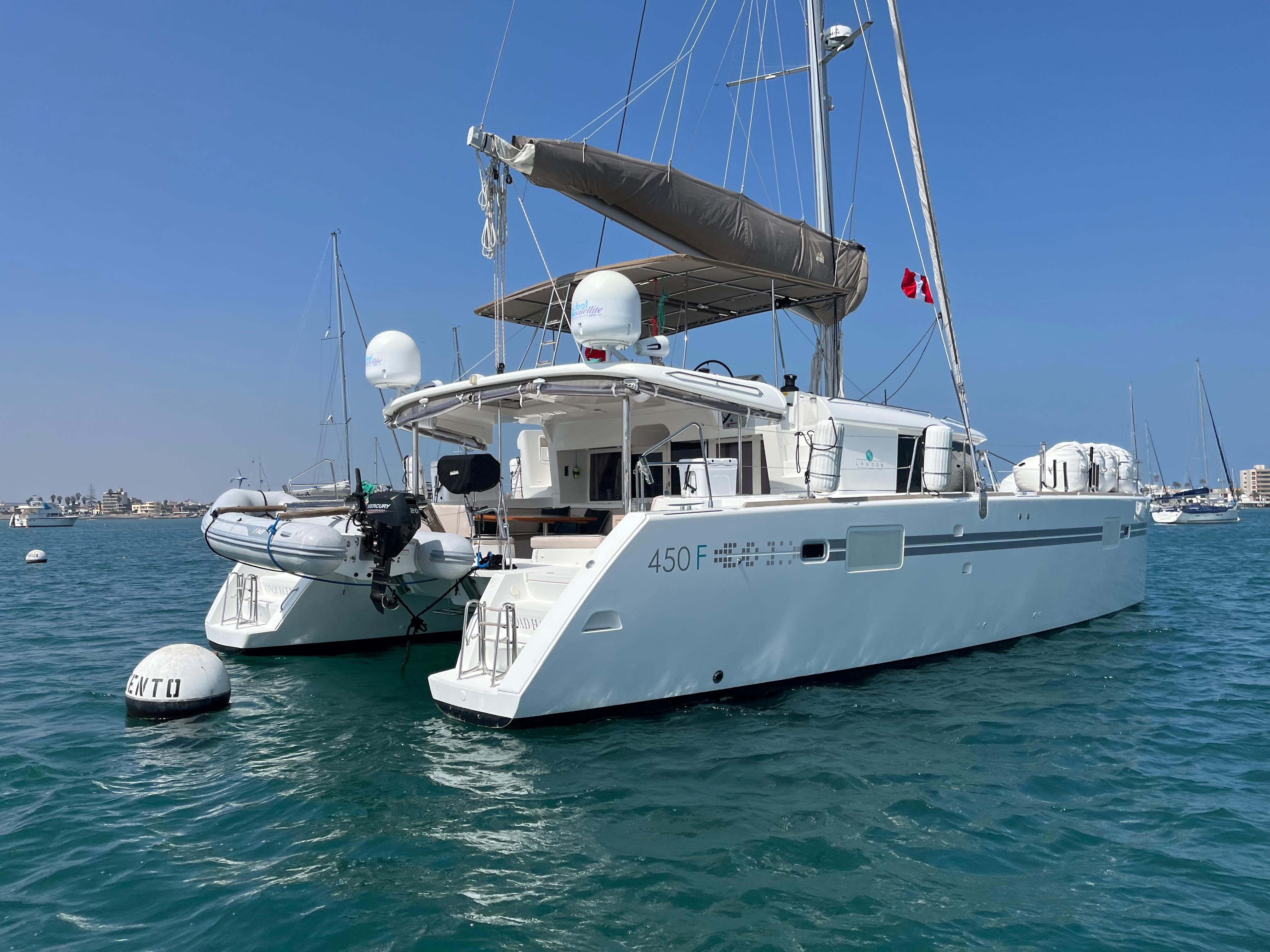 Lagoon 450 | 2013 | 14m | Boatshop24