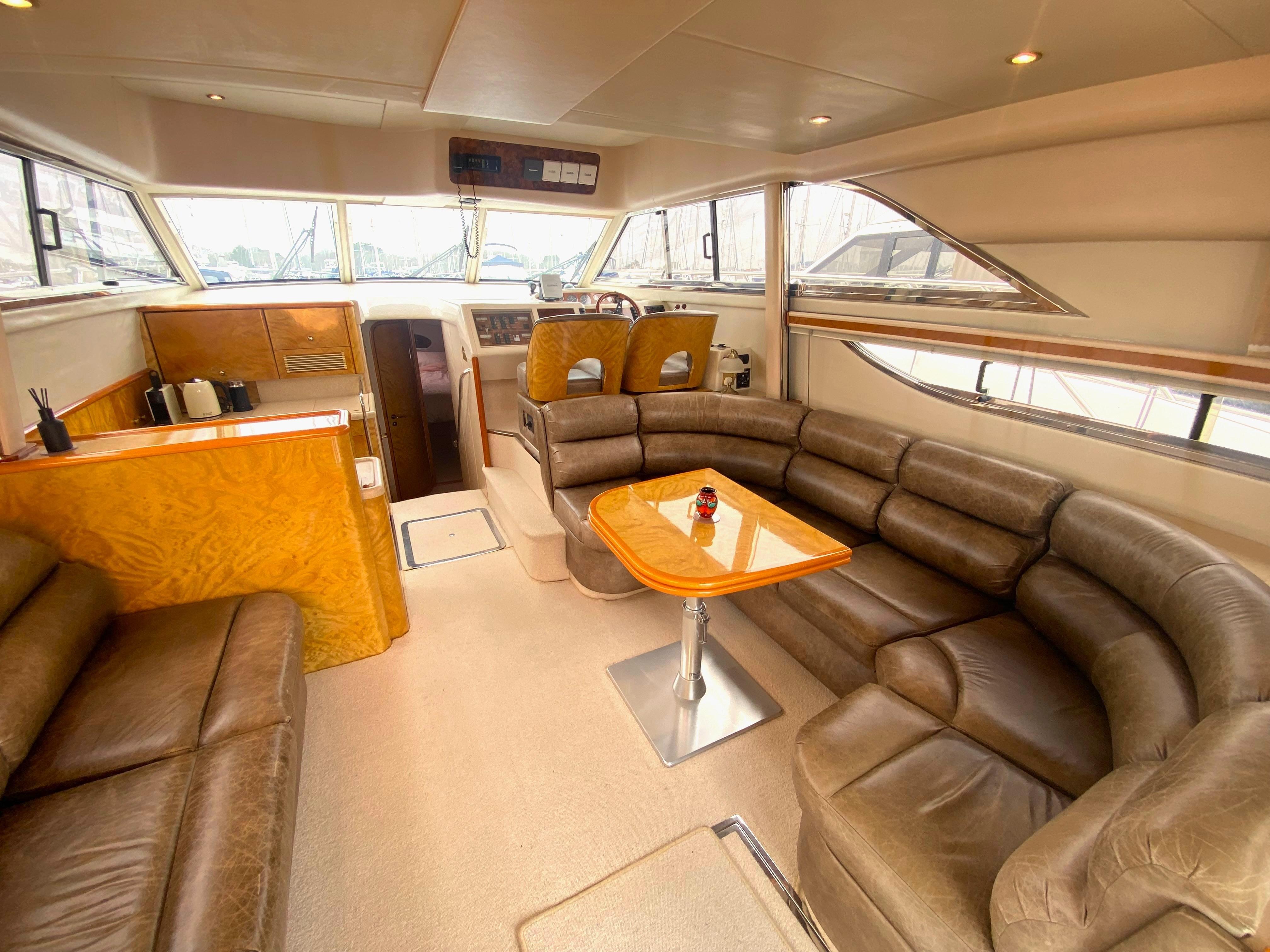 1995 Princess 440 Cruiser for sale - YachtWorld