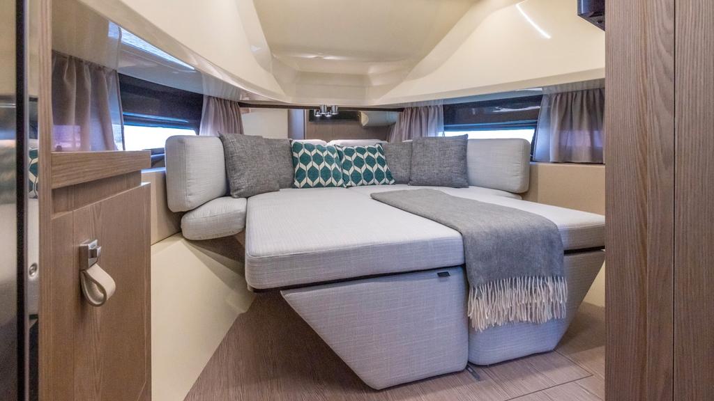 2024 Invictus TT 420 Cruiser for sale - YachtWorld