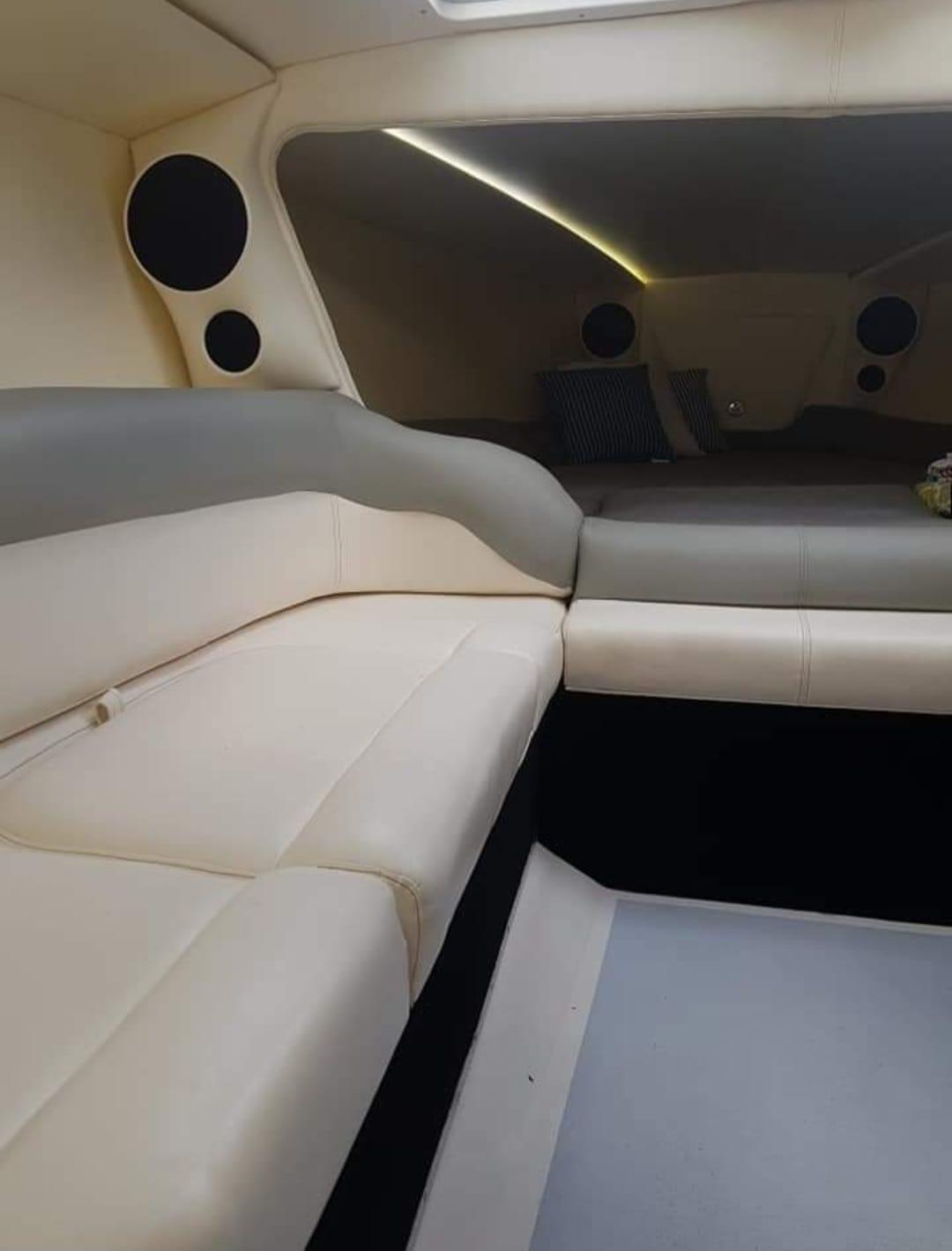 1996 Wellcraft Scarab 38 Lanchas rápidas en venta - YachtWorld