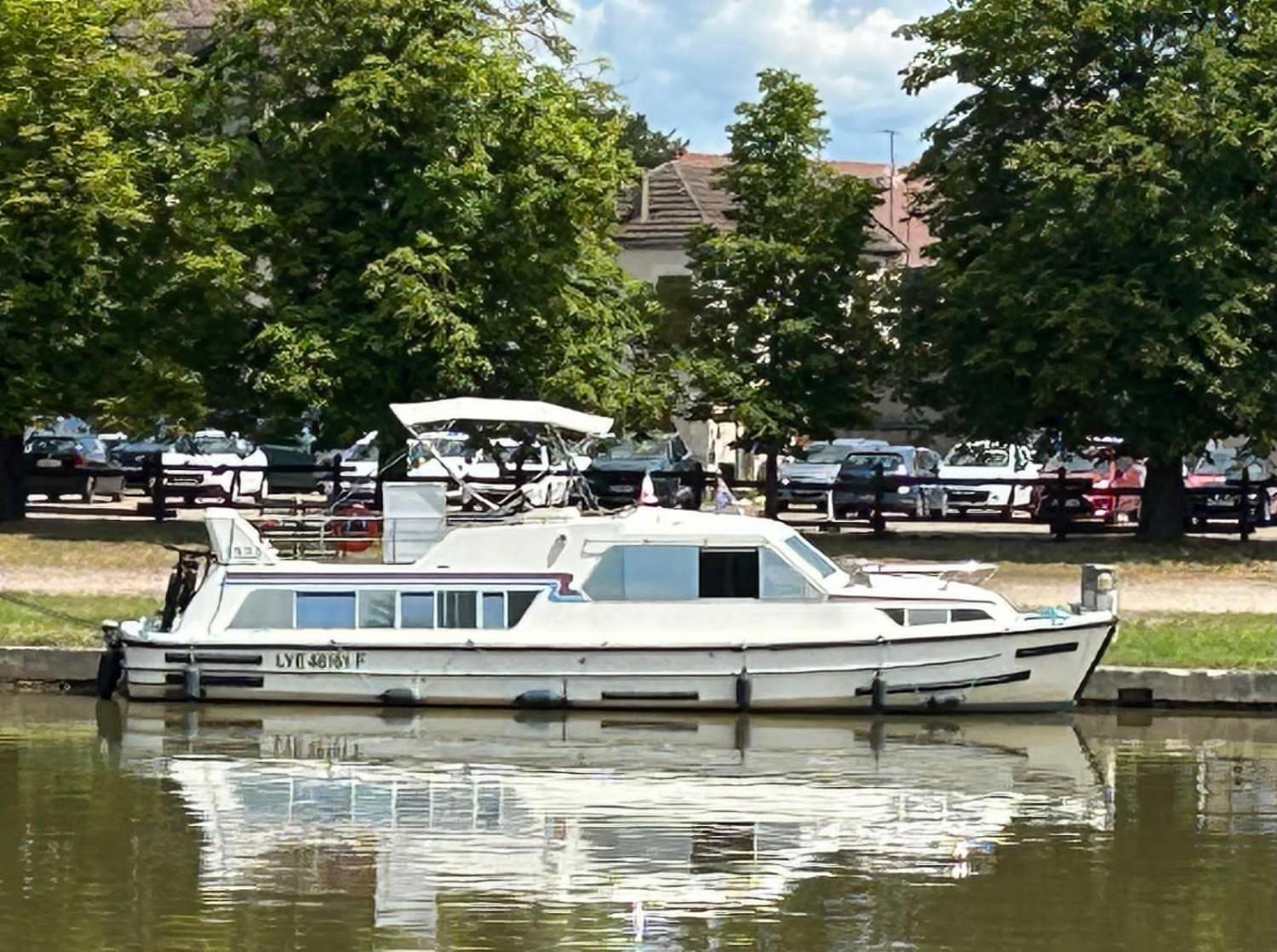 Used Le Boat Continentale in 21 - Côte-d'Or - iNautia