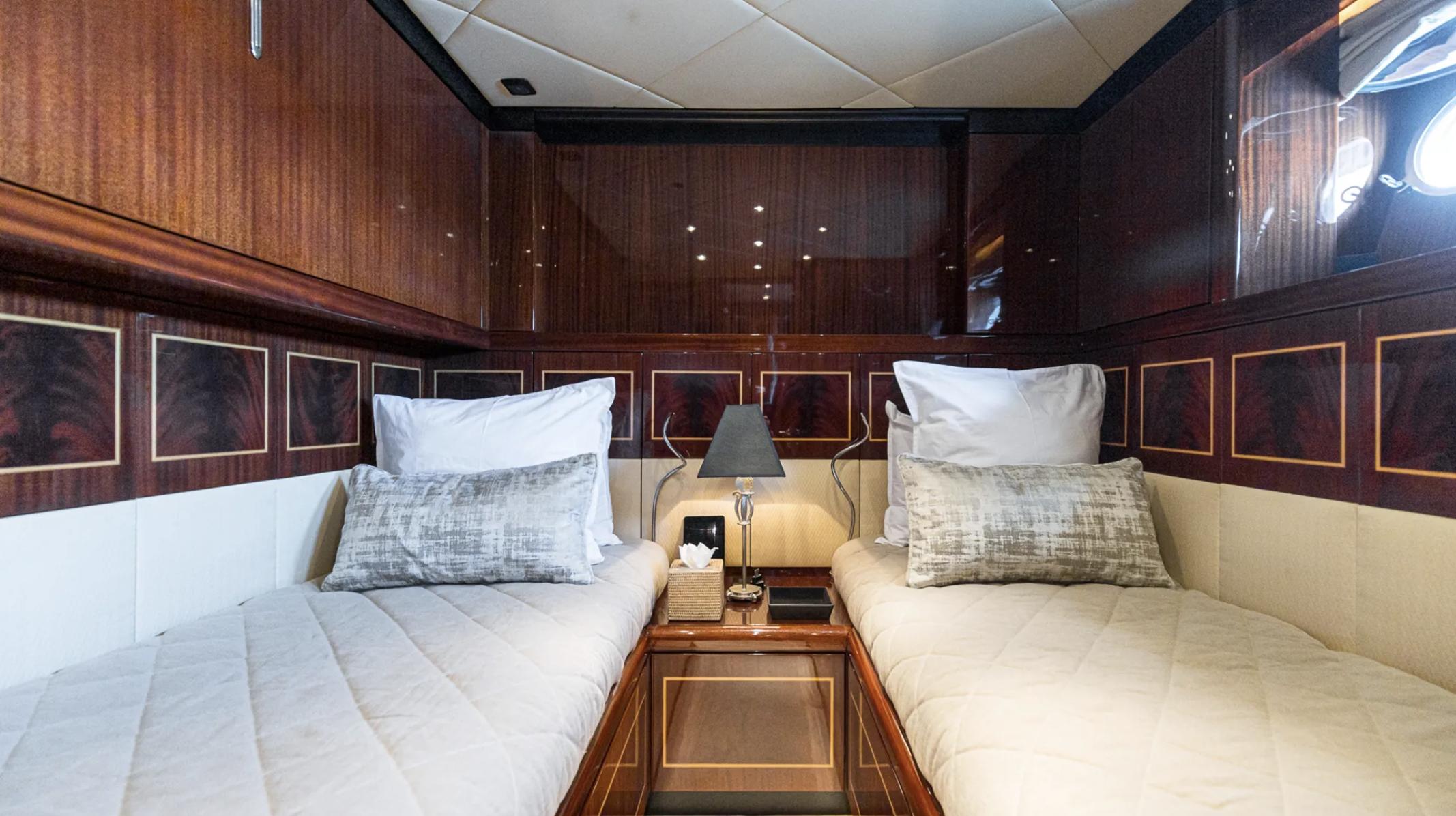 2005 Motor Yachts Arno Leopard for sale - YachtWorld