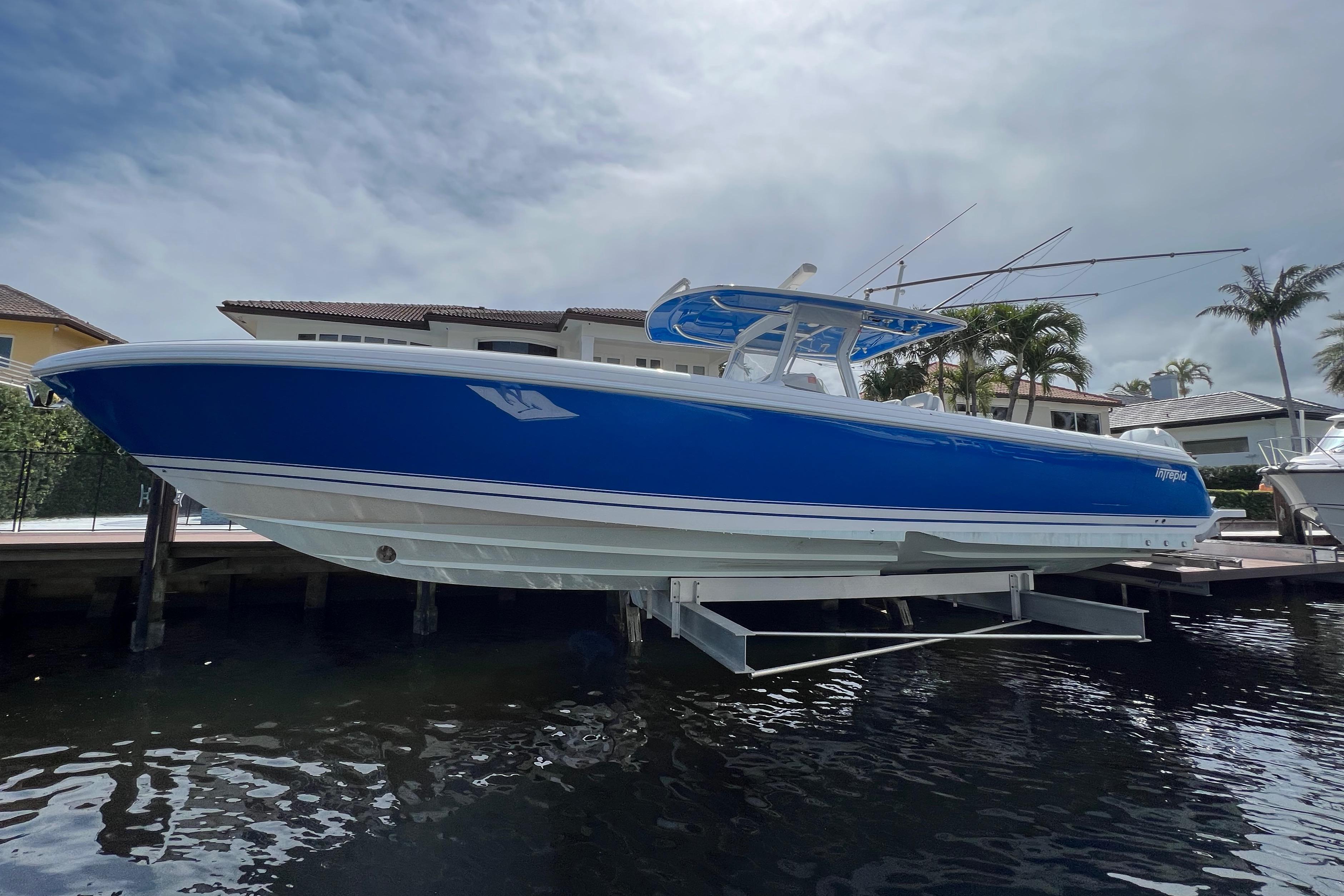 2016 Intrepid 400 Center Console Center Console for sale - YachtWorld