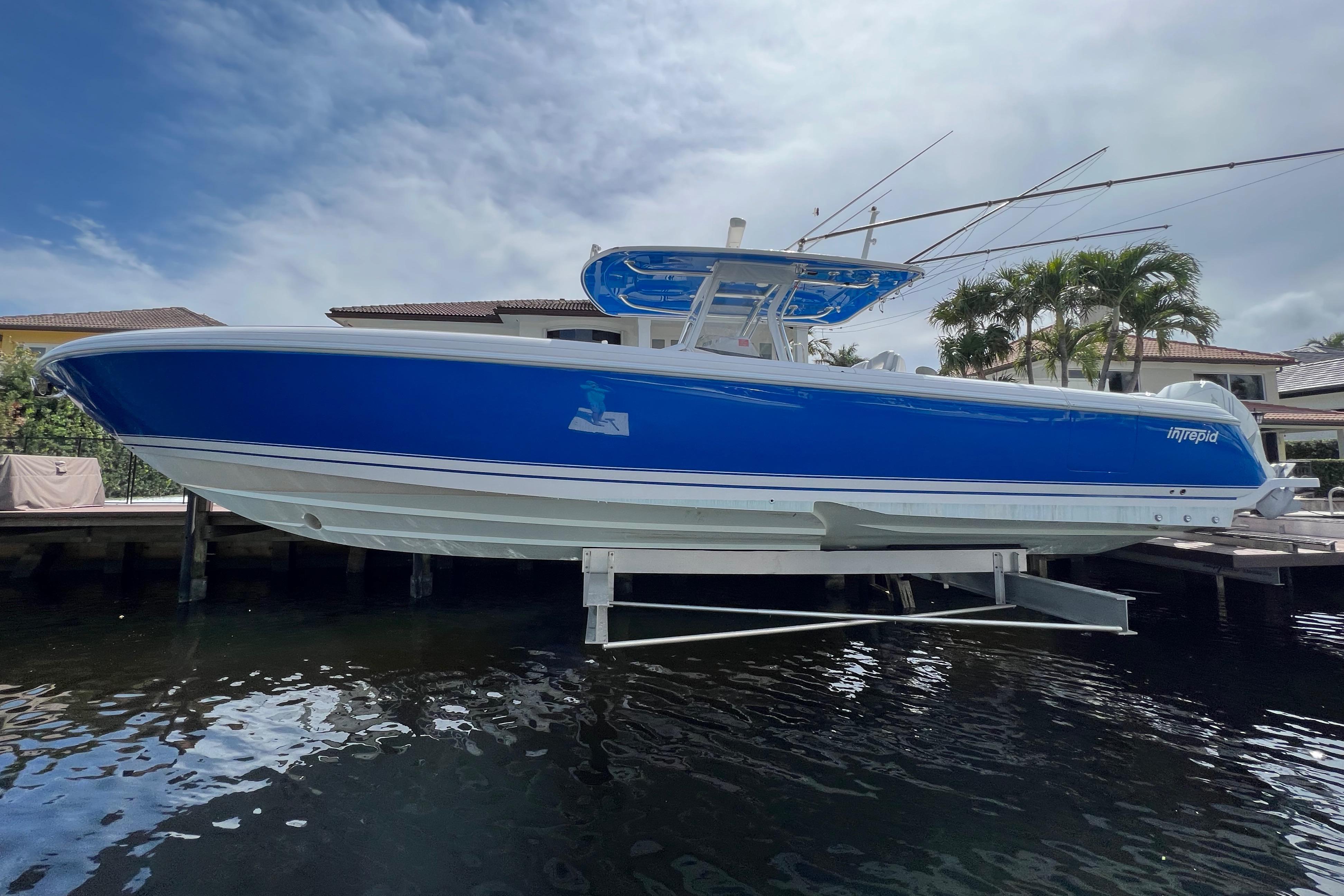 2016 Intrepid 400 Center Console Center Console for sale - YachtWorld