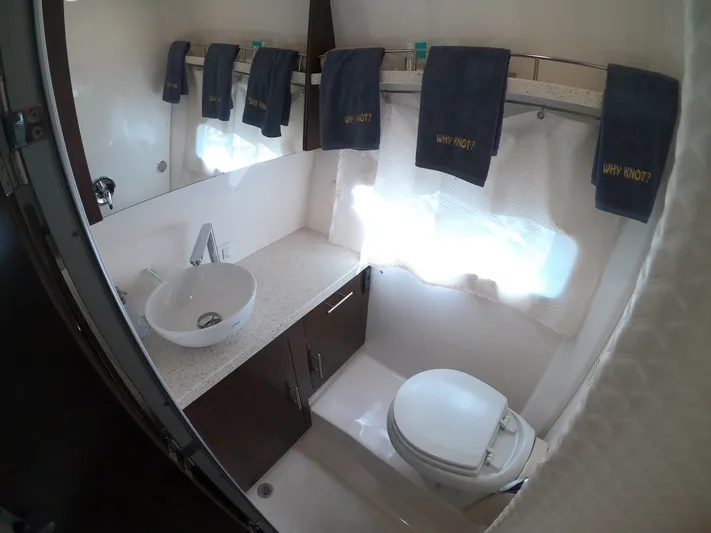 Yacht for Sale | 33 Regal Yachts | Denison Yacht Sales