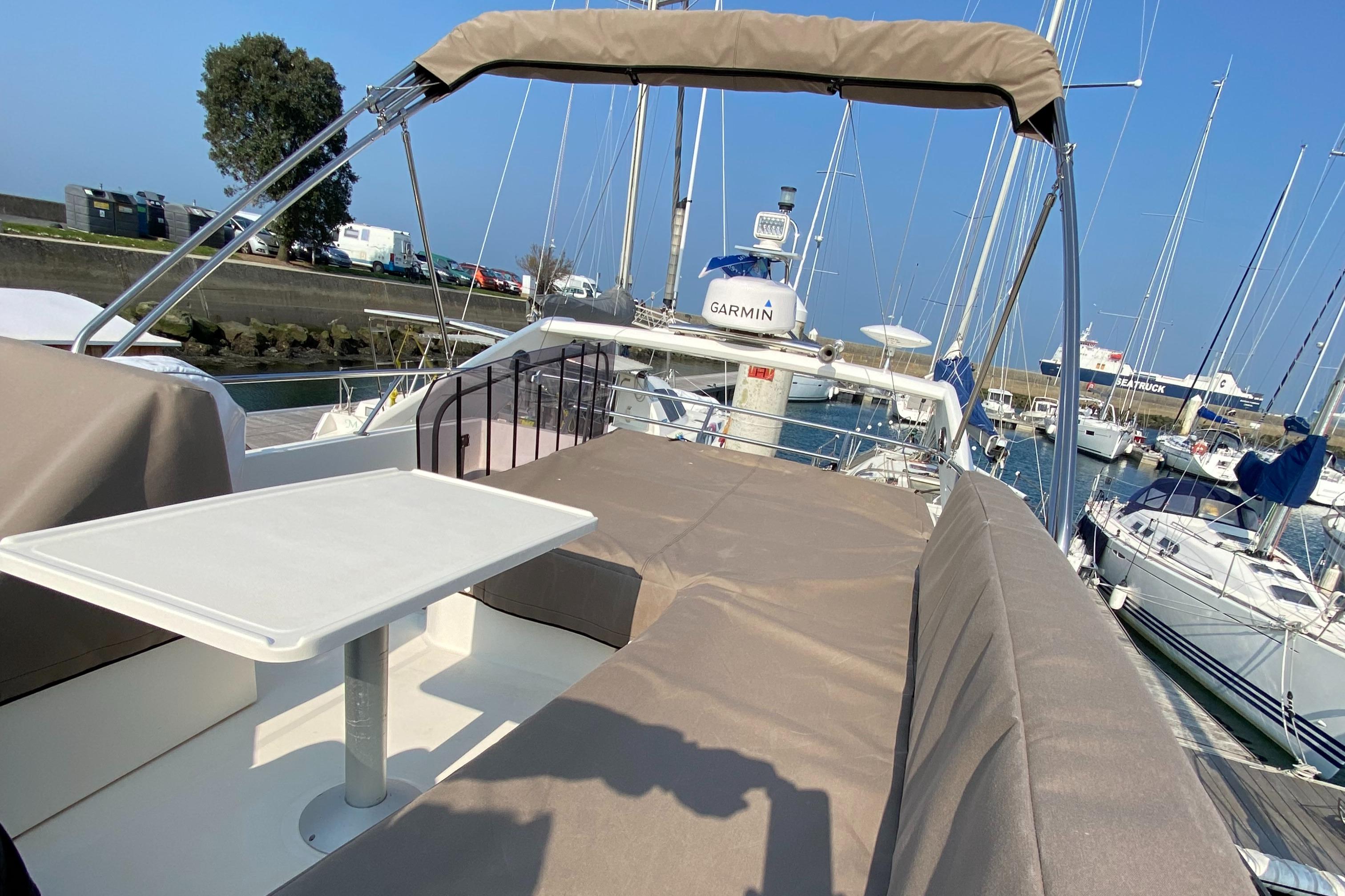 2012 Jeanneau PRESTIGE 350 Cruiser for sale - YachtWorld