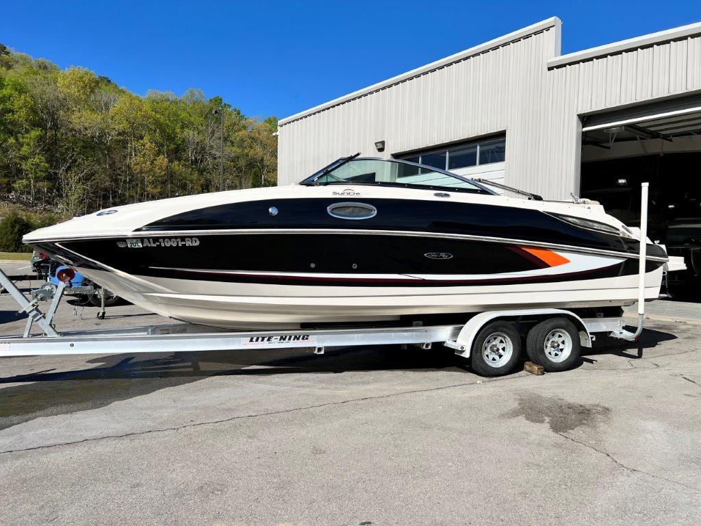2013 Sea Ray 260 Sundeck Deck for sale - YachtWorld