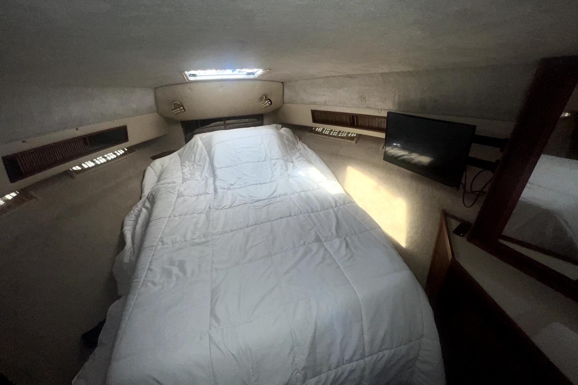 1986 Sea Ray 340 Sedan Bridge Bateaux convertibles à vendre - YachtWorld