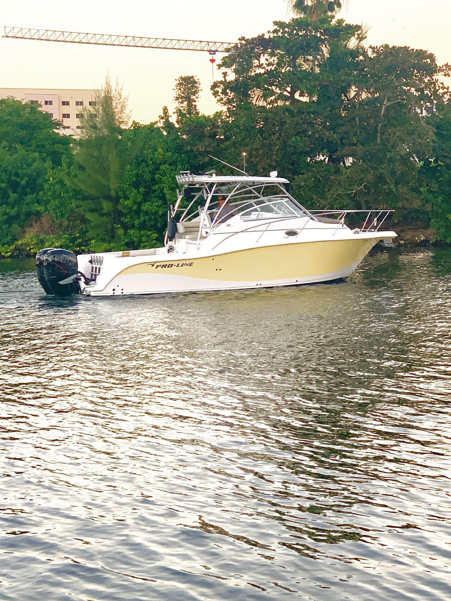 Pro-line 32 Express boats for sale | YachtWorld