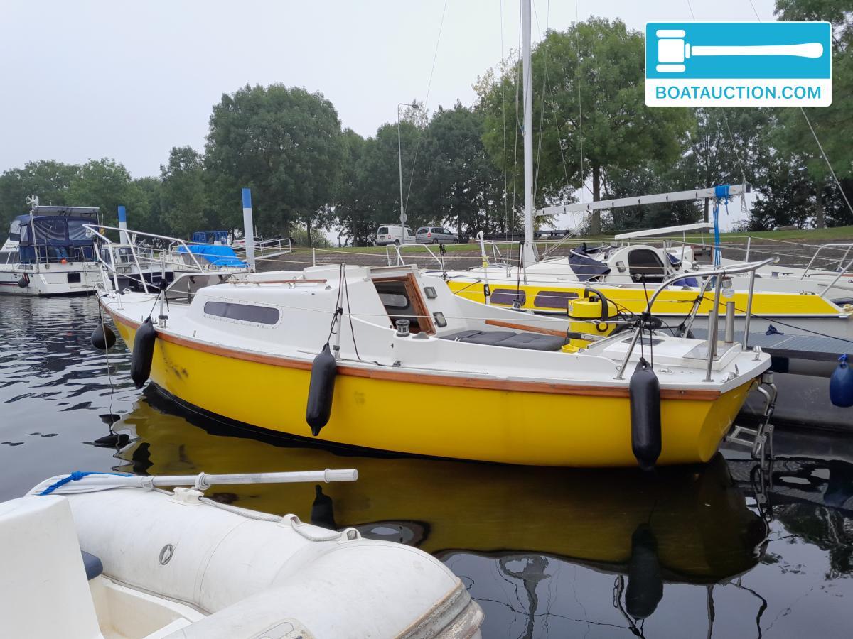 Kievit 680 | 1985 | 7m | Boatshop24