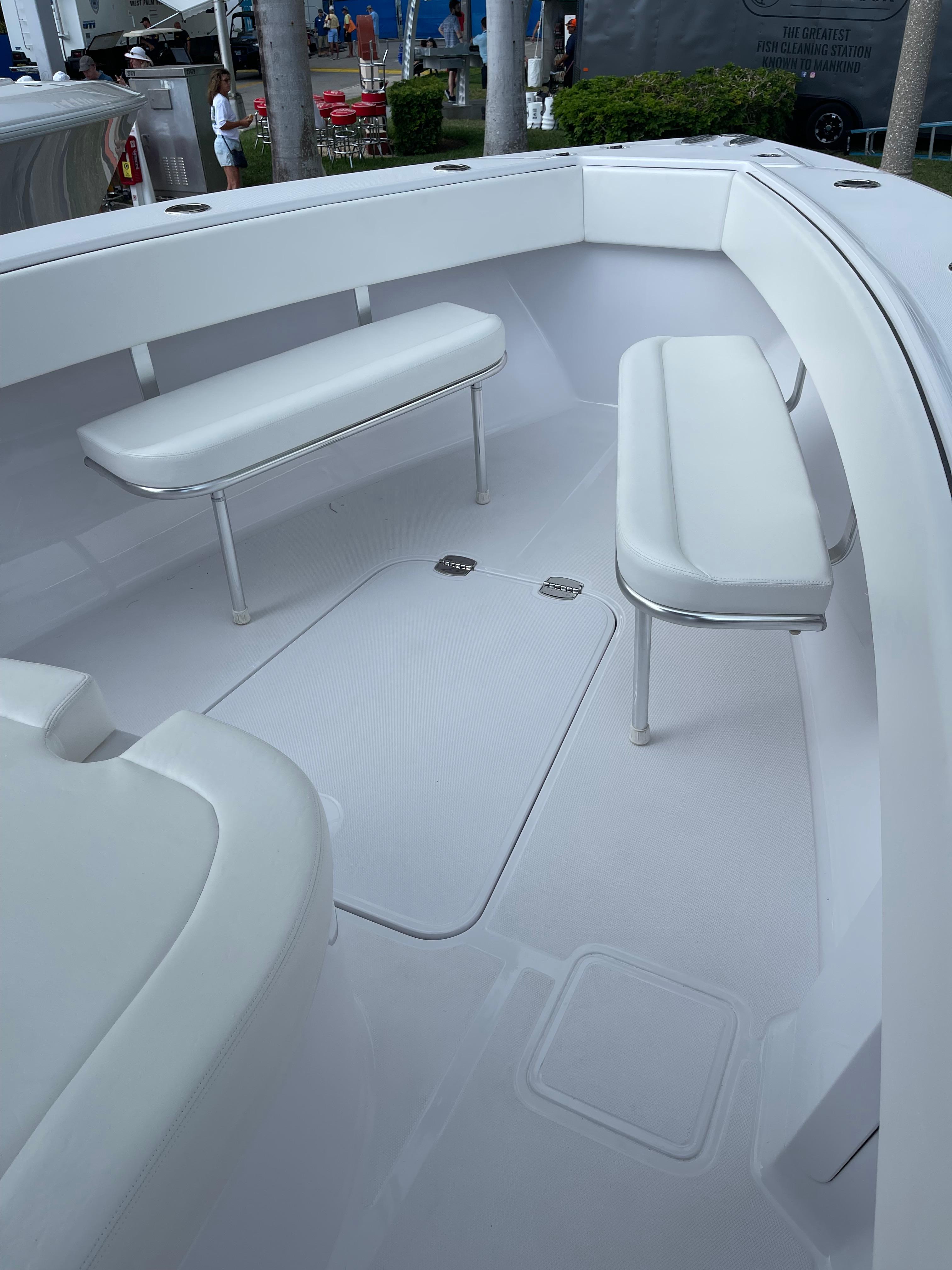 2022 Bahama 35 Open Center Console for sale - YachtWorld