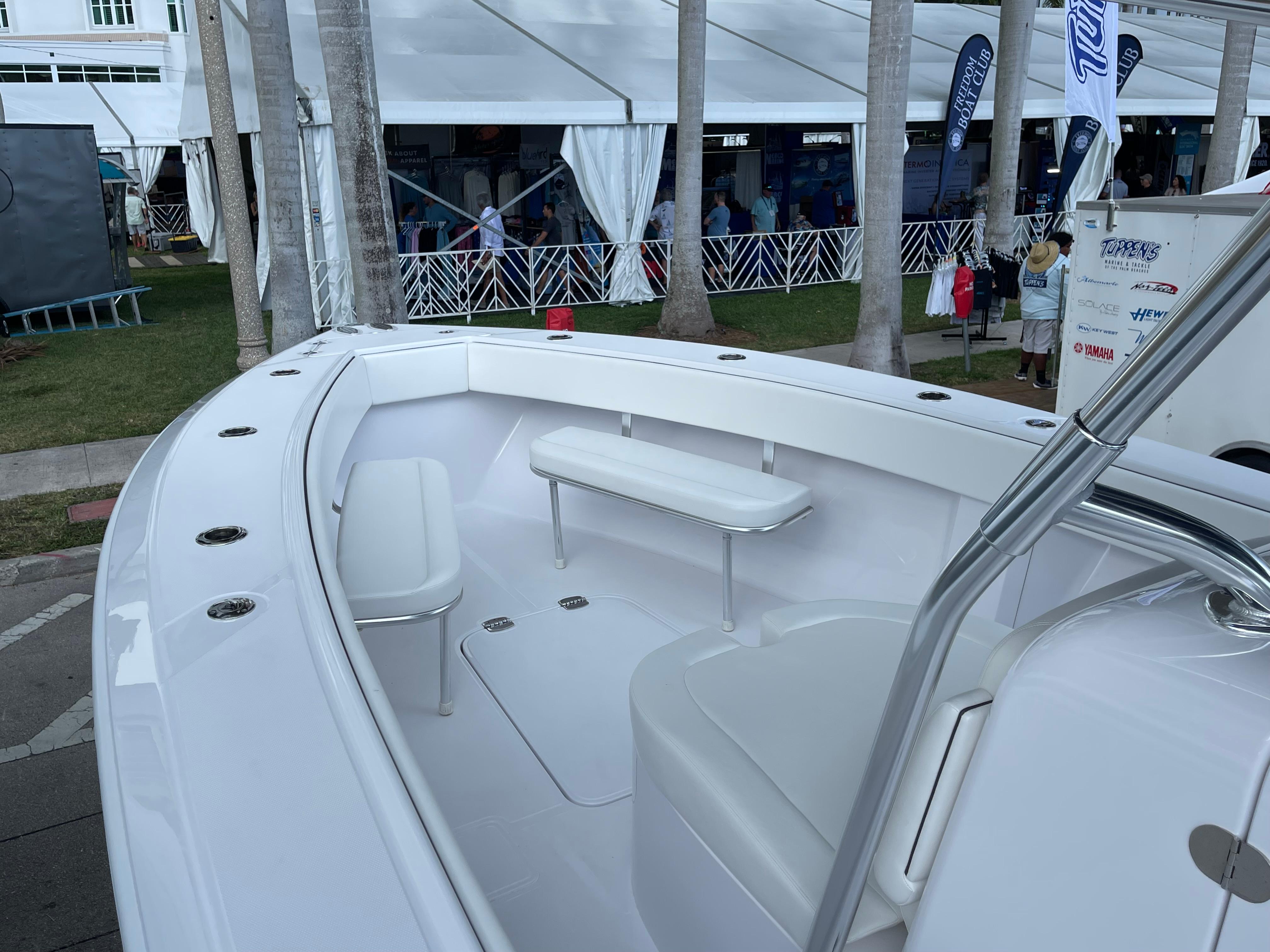 2022 Bahama 35 Open Center Console for sale - YachtWorld