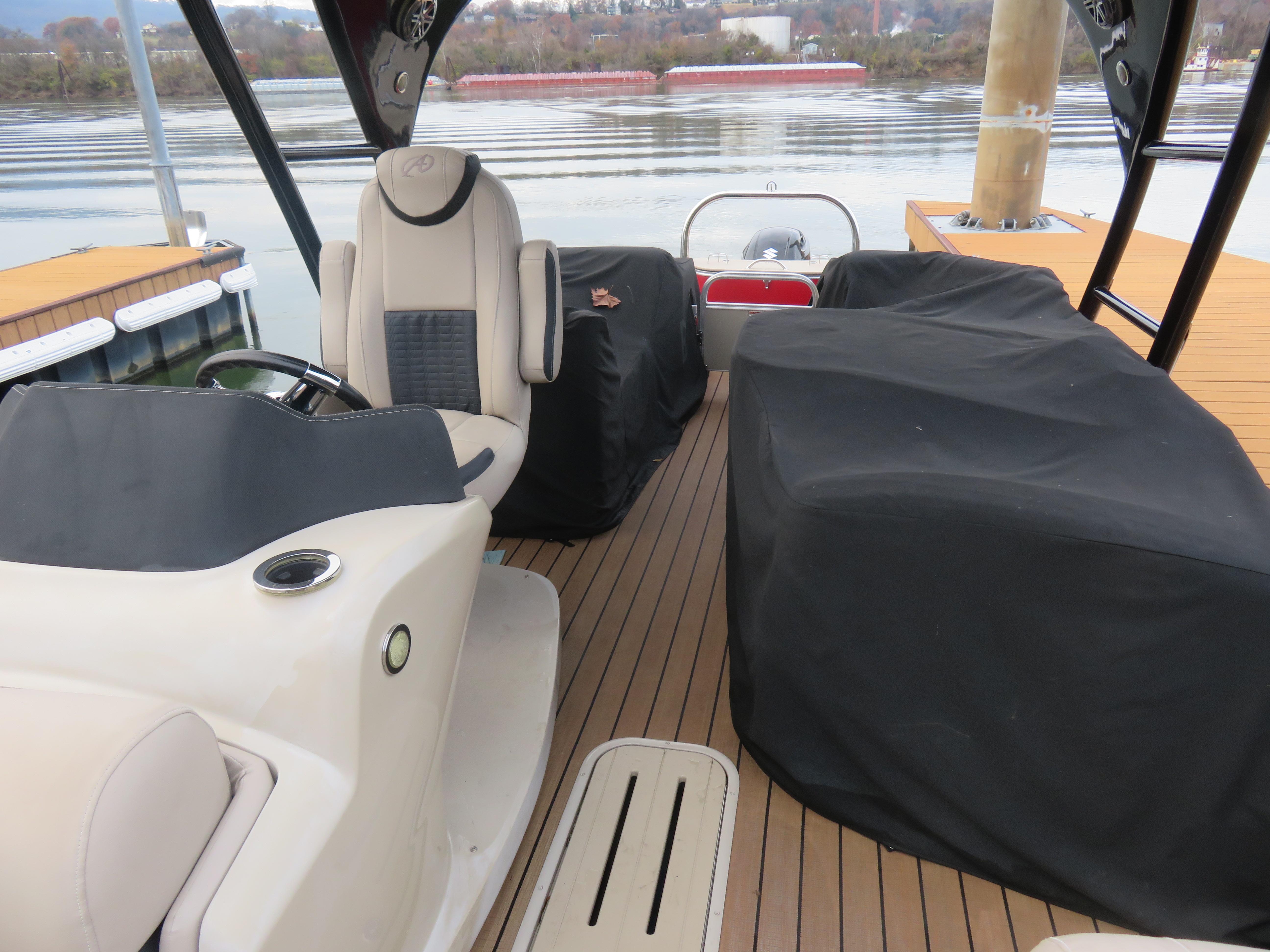 2017 Avalon 2585 Catalina Platinum Edition Pontongbåter til salgs ...