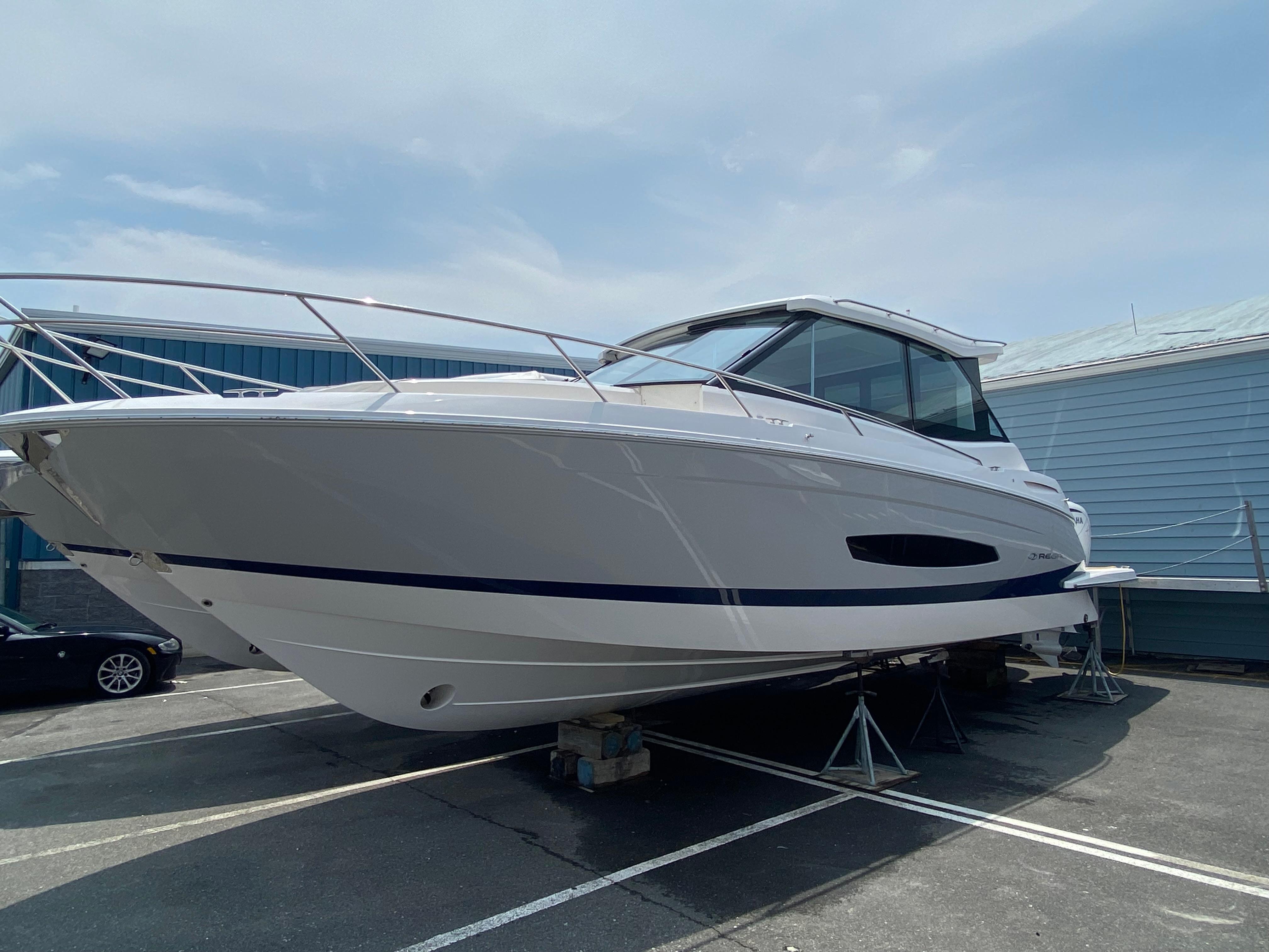 2025 Regal 36 XO Express Cruiser for sale - YachtWorld