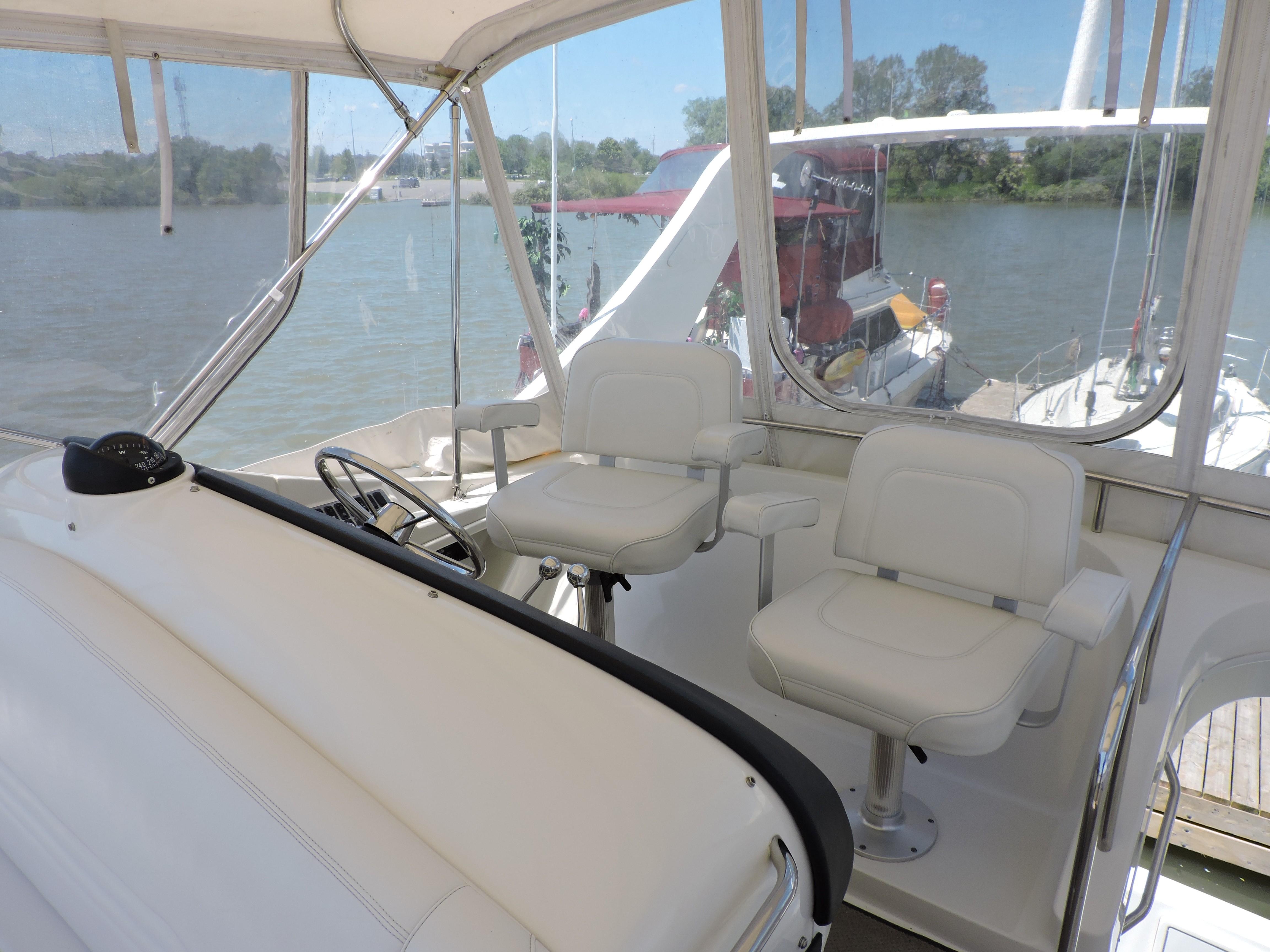 2007 Carver 35 Super Sport Motor Yachts for sale - YachtWorld