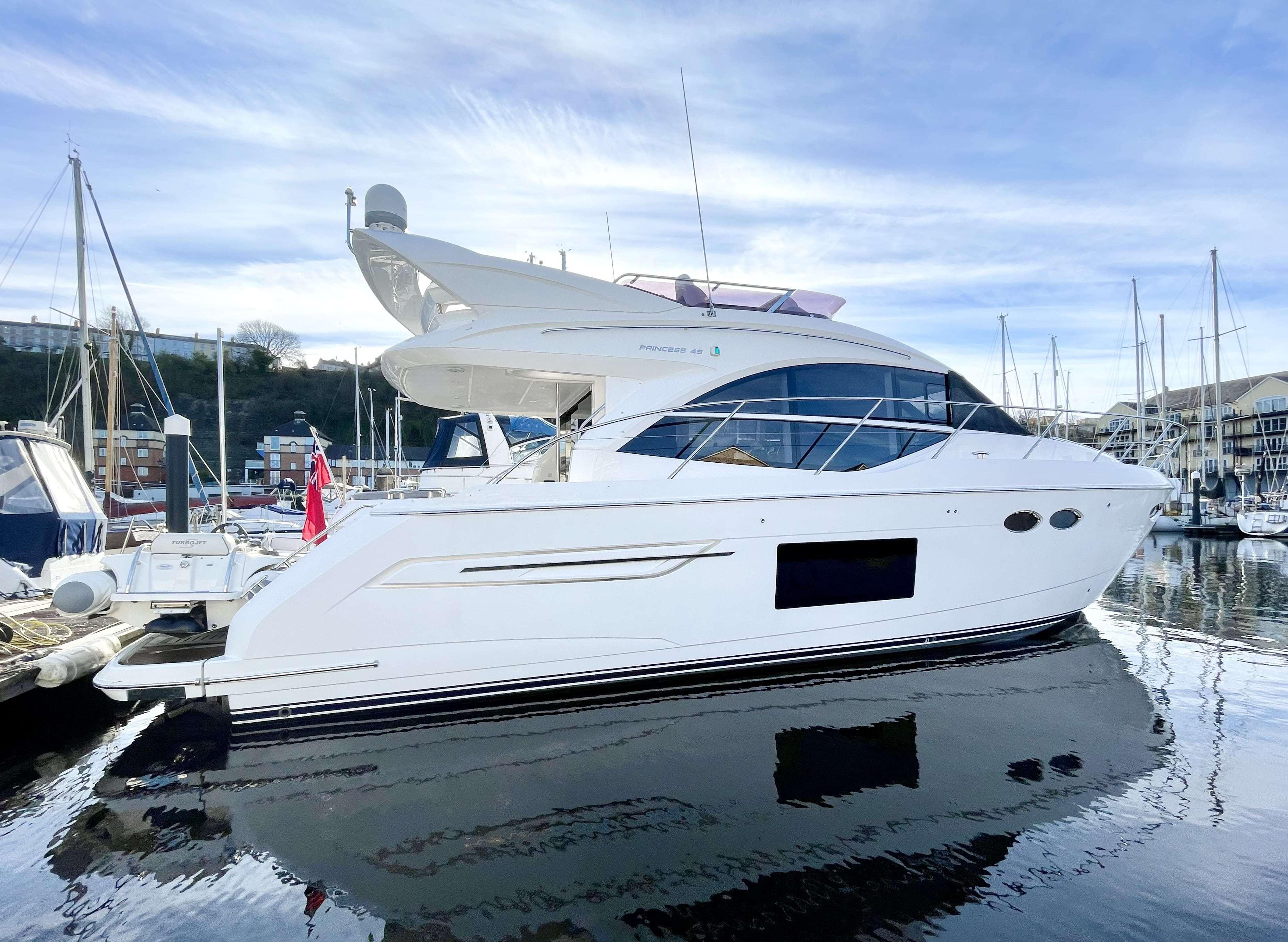 2018 Princess P49 Sports Cruiser for sale - YachtWorld