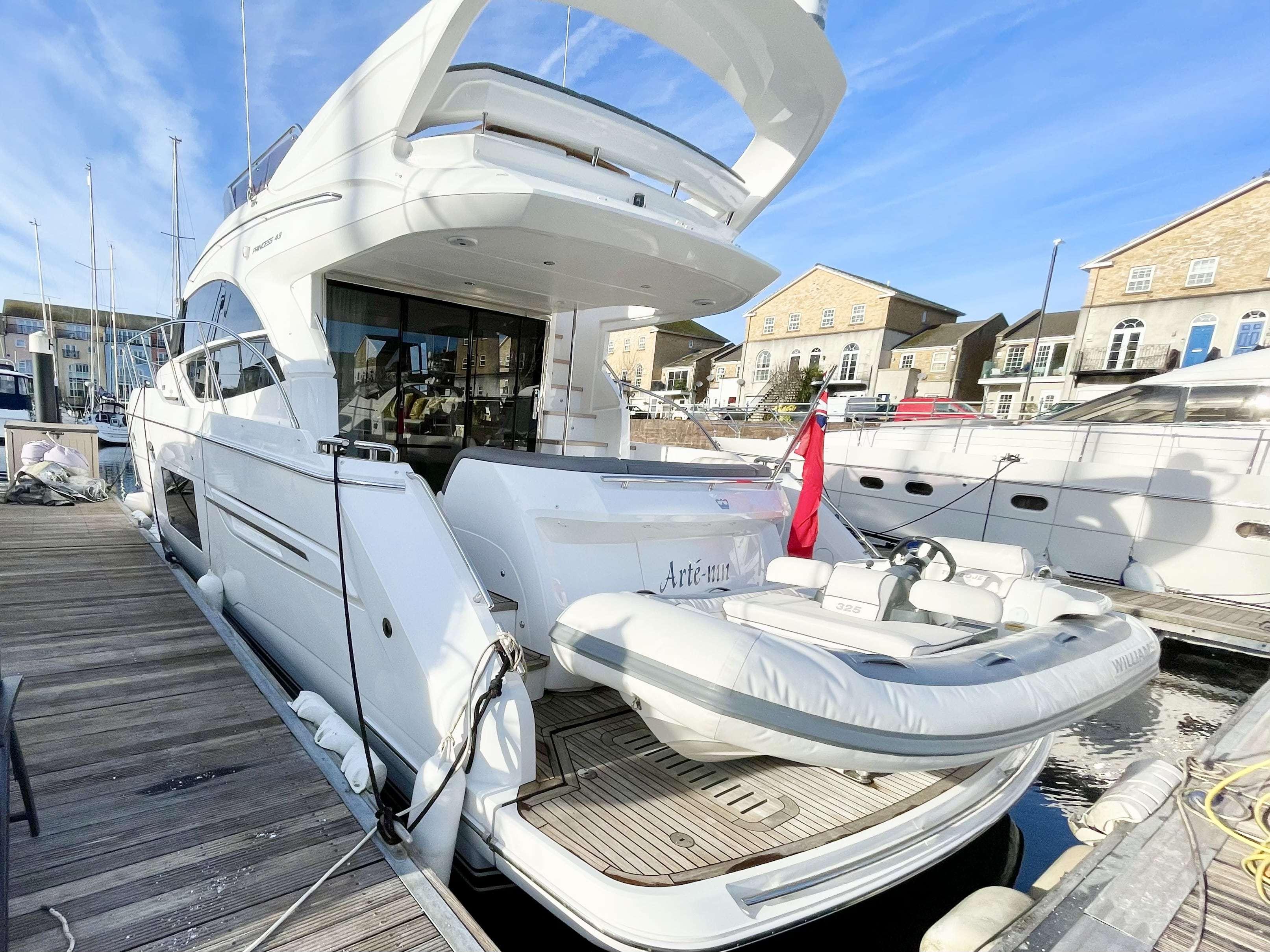 2018 Princess P49 Sports Cruiser for sale - YachtWorld
