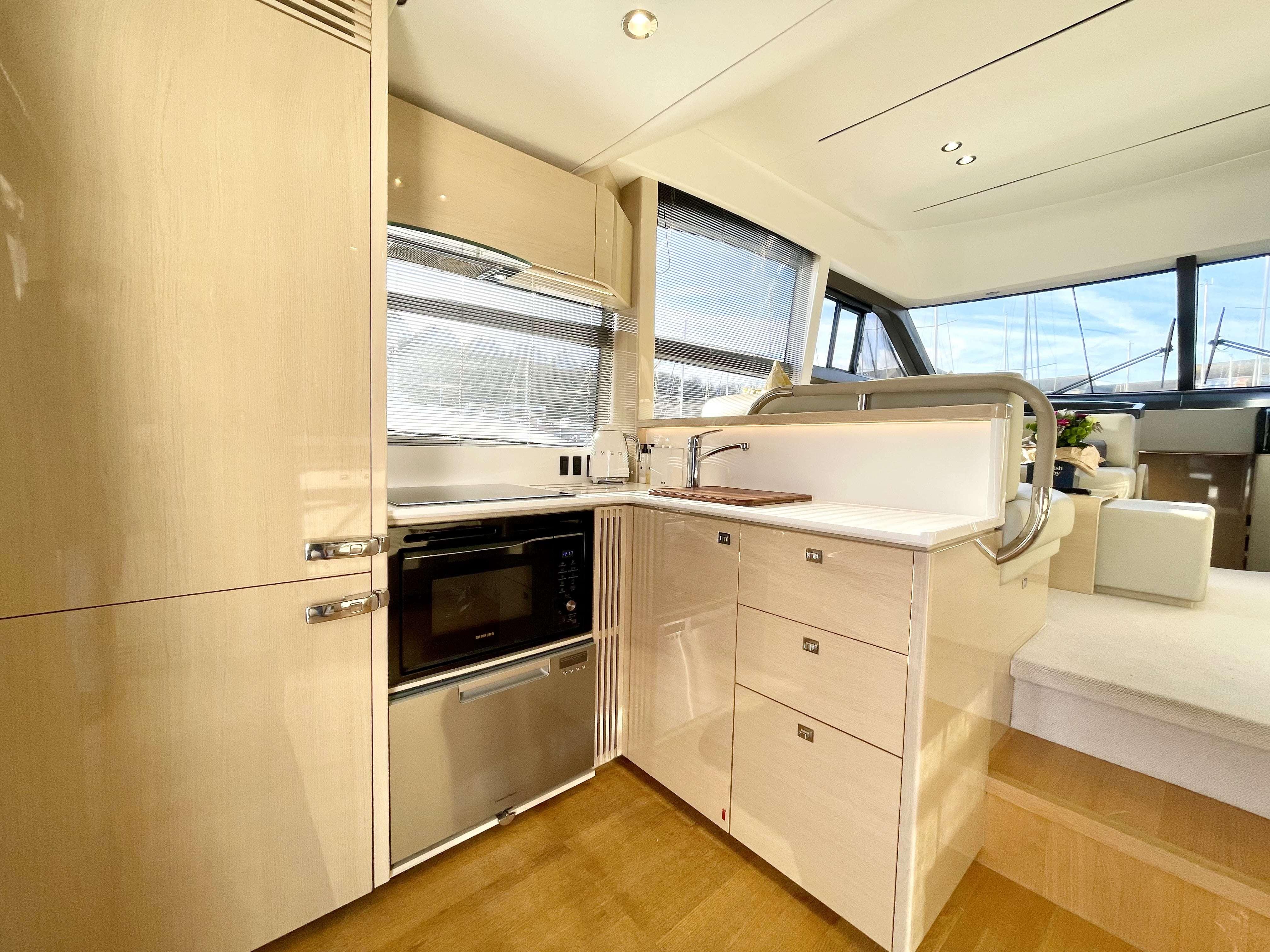 2018 Princess P49 Sports Cruiser for sale - YachtWorld