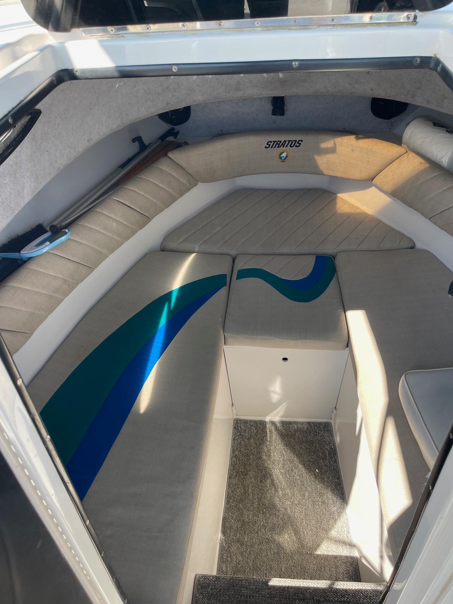 1998 Stratos 21 Walkaround Cuddy Walkaround boten te koop- YachtWorld