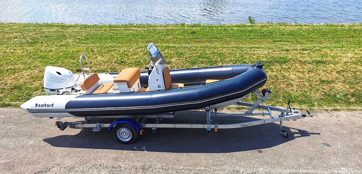 New Bombard Sunrider 650 Blue Story in 14 - Calvados - iNautia New Bombard Sunrider 650 Blue Story in 14 - Calvados - iNautia