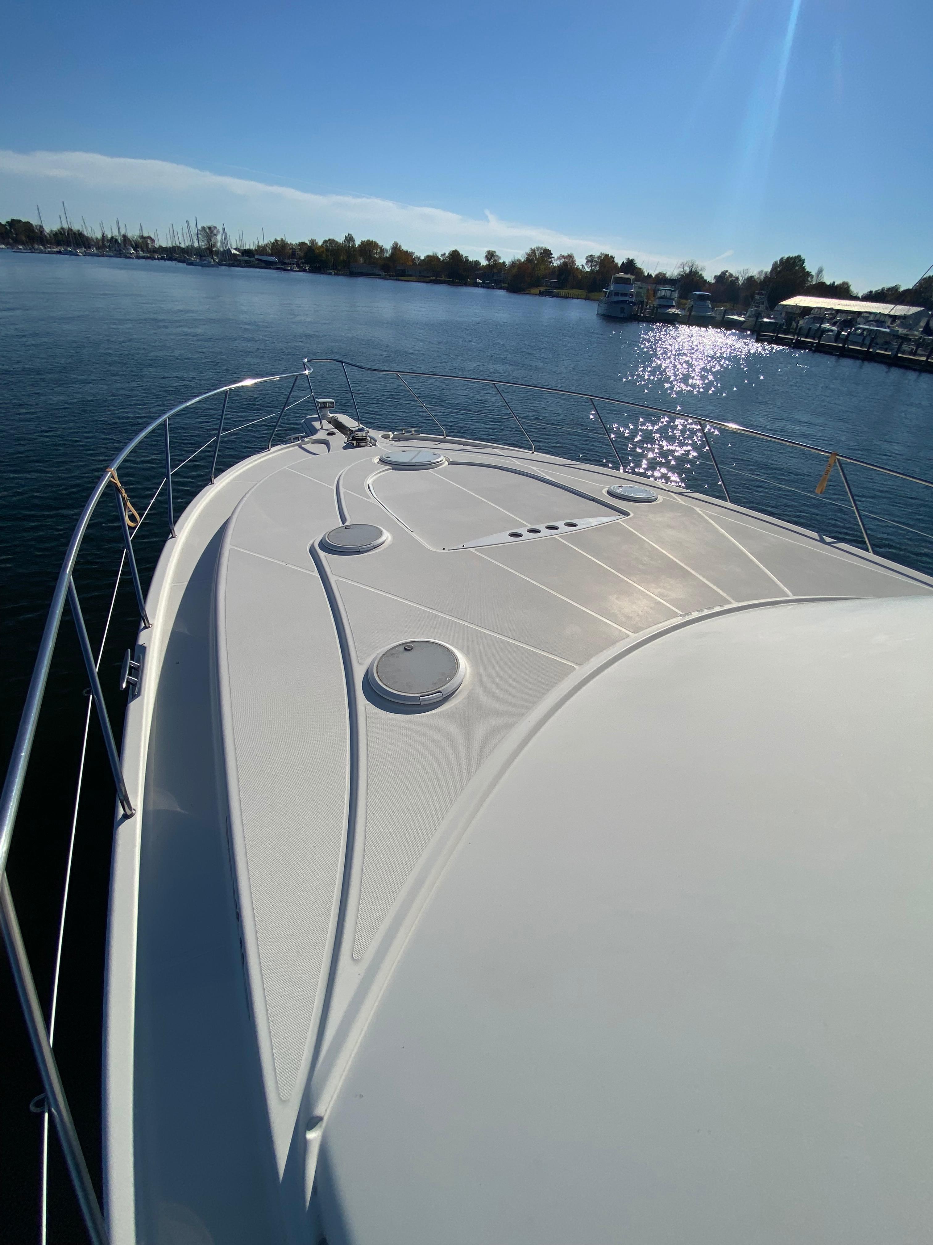 2006 Silverton 50 Convertible Flybridge for sale - YachtWorld