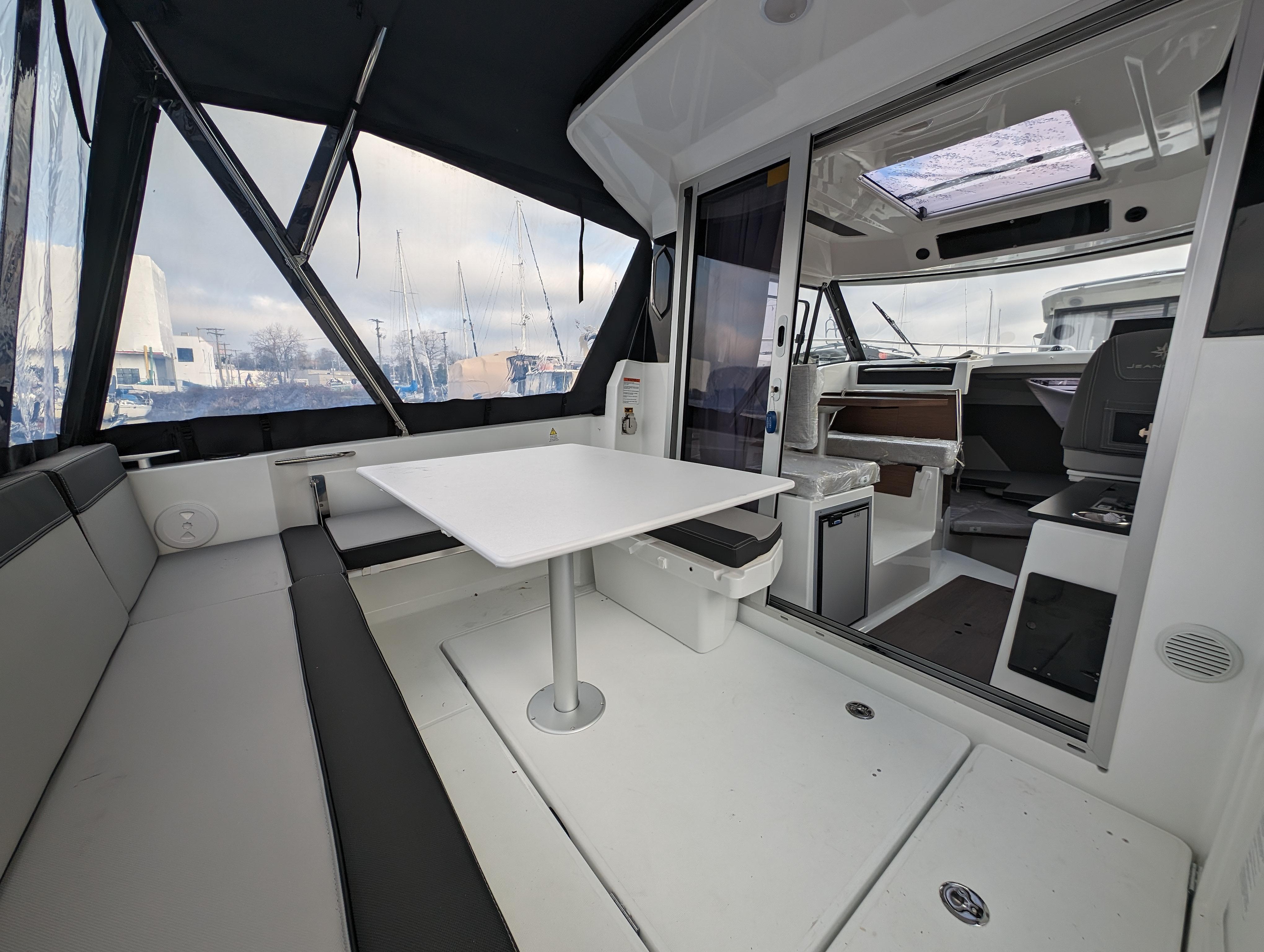 2024 Jeanneau 795 S2 Runabout for sale - YachtWorld