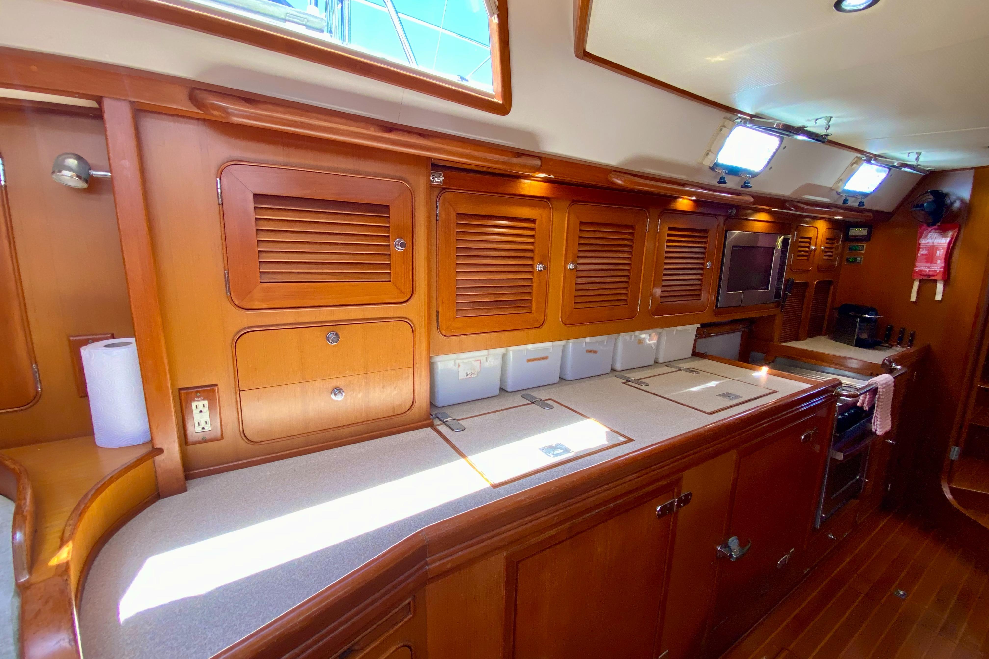 2004 Hylas 54 Cruiser for sale - YachtWorld