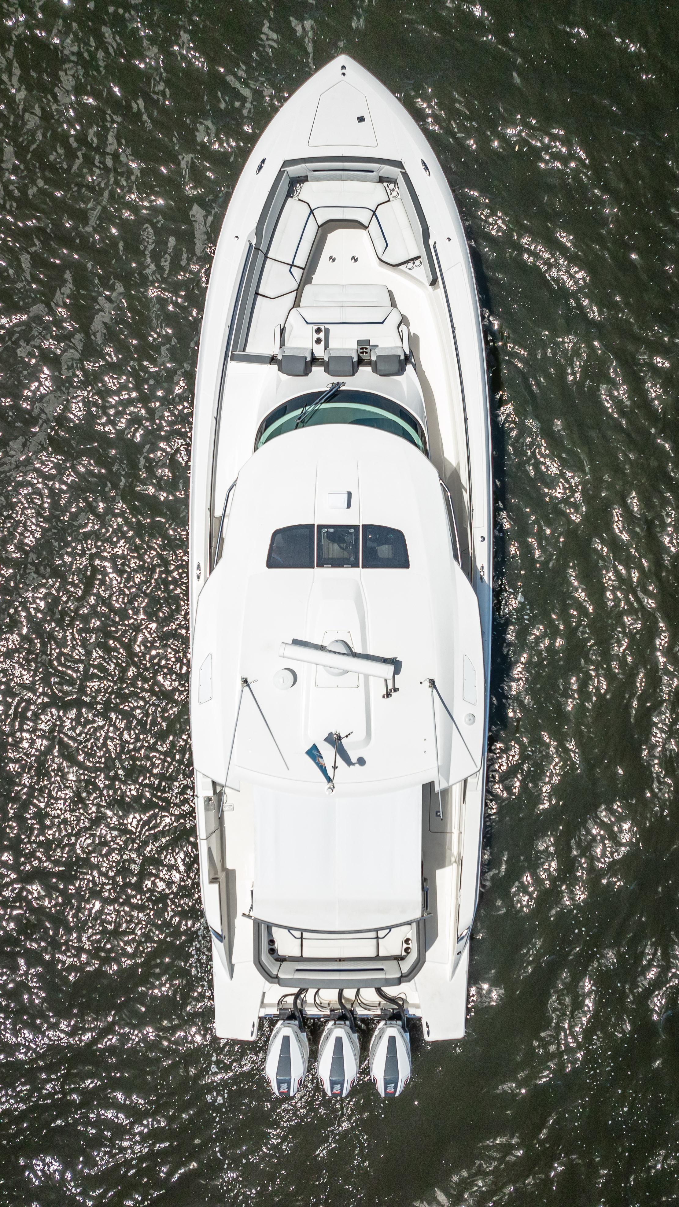 2021 Tiara Sport 43 LS Centre Console for sale - YachtWorld