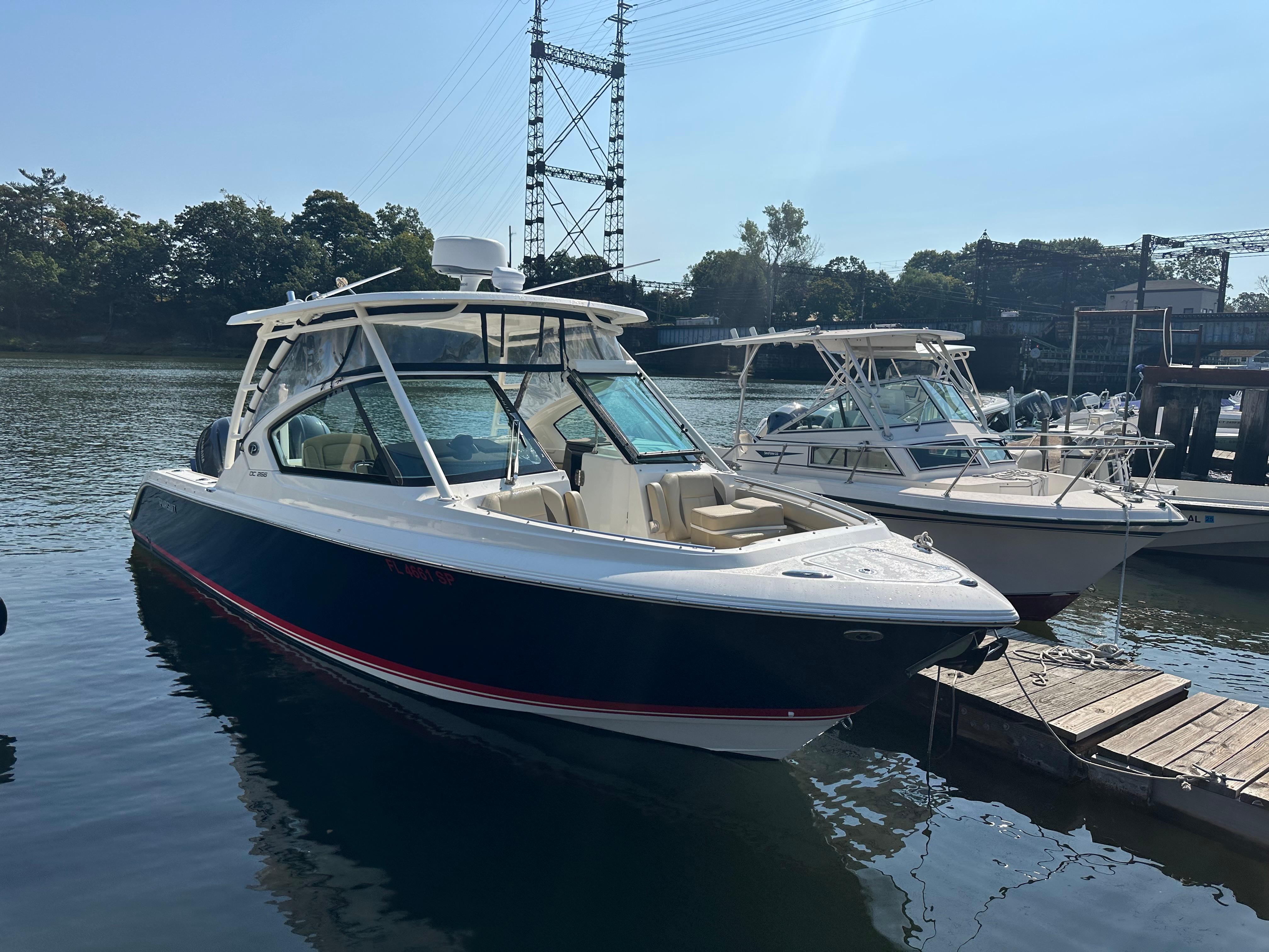 2019 Pursuit DC 325 Dual Console Dual Console for sale - YachtWorld