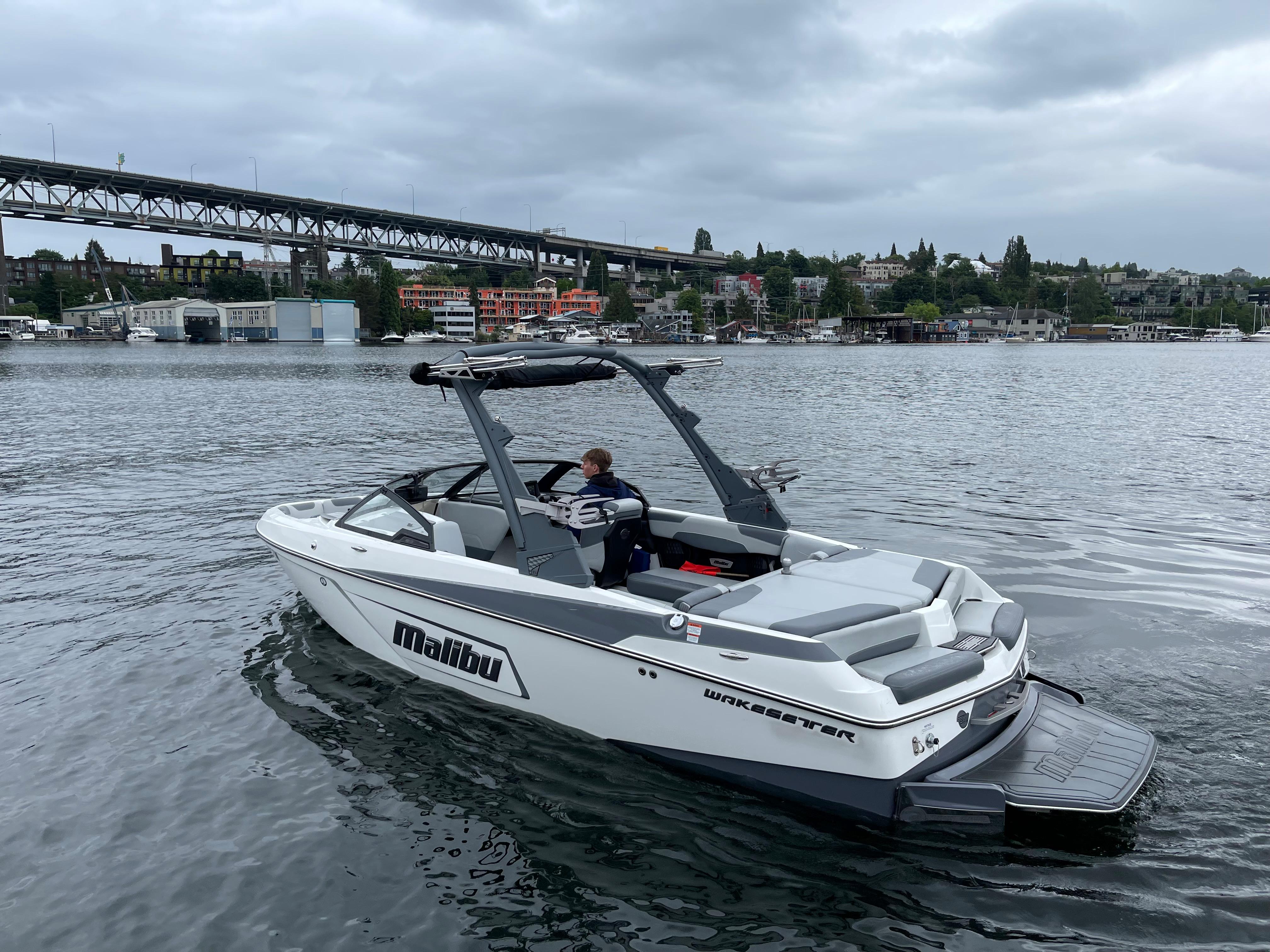 2022 Malibu 22 LSV Bowrider for sale - YachtWorld