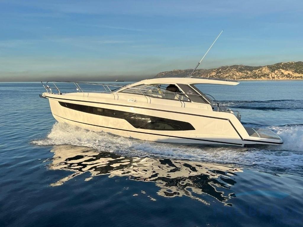 New Sealine S335 in Islas Baleares - iNautia