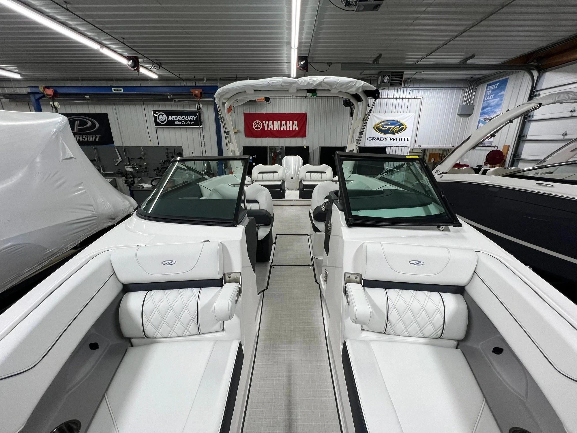 2024 Regal LX6 Bowrider à vendre - YachtWorld