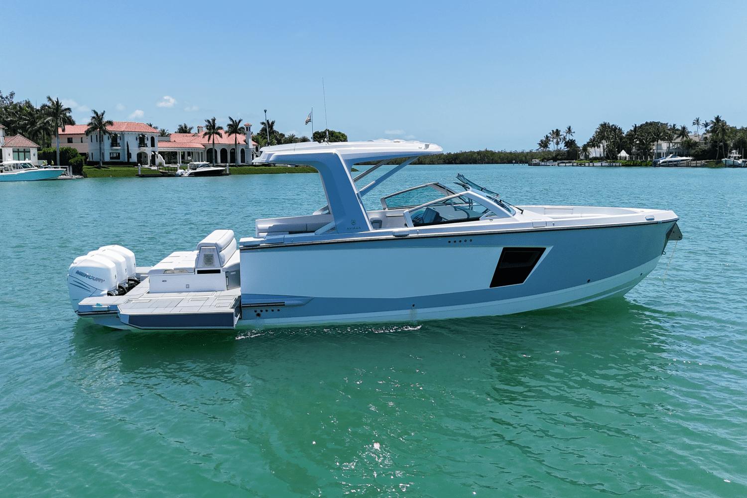 2023 Aviara AV40 Outboard Runabout for sale - YachtWorld