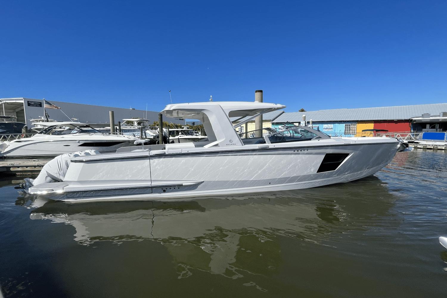 2023 Aviara AV40 Outboard Runabout for sale - YachtWorld