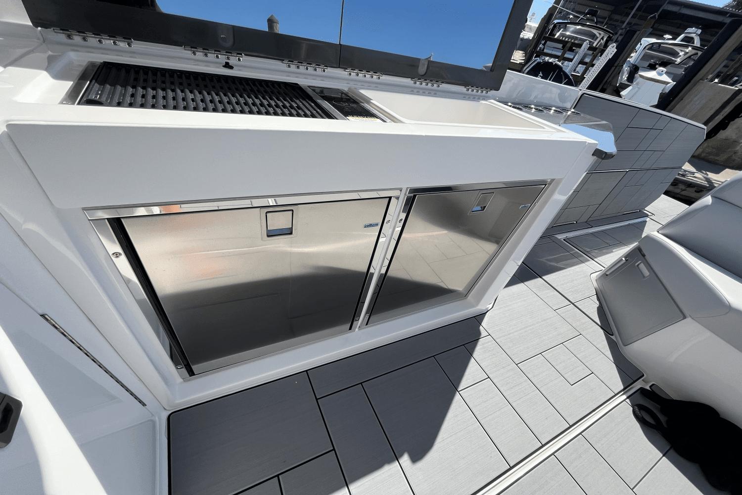 2023 Aviara AV40 Outboard Runabout for sale - YachtWorld