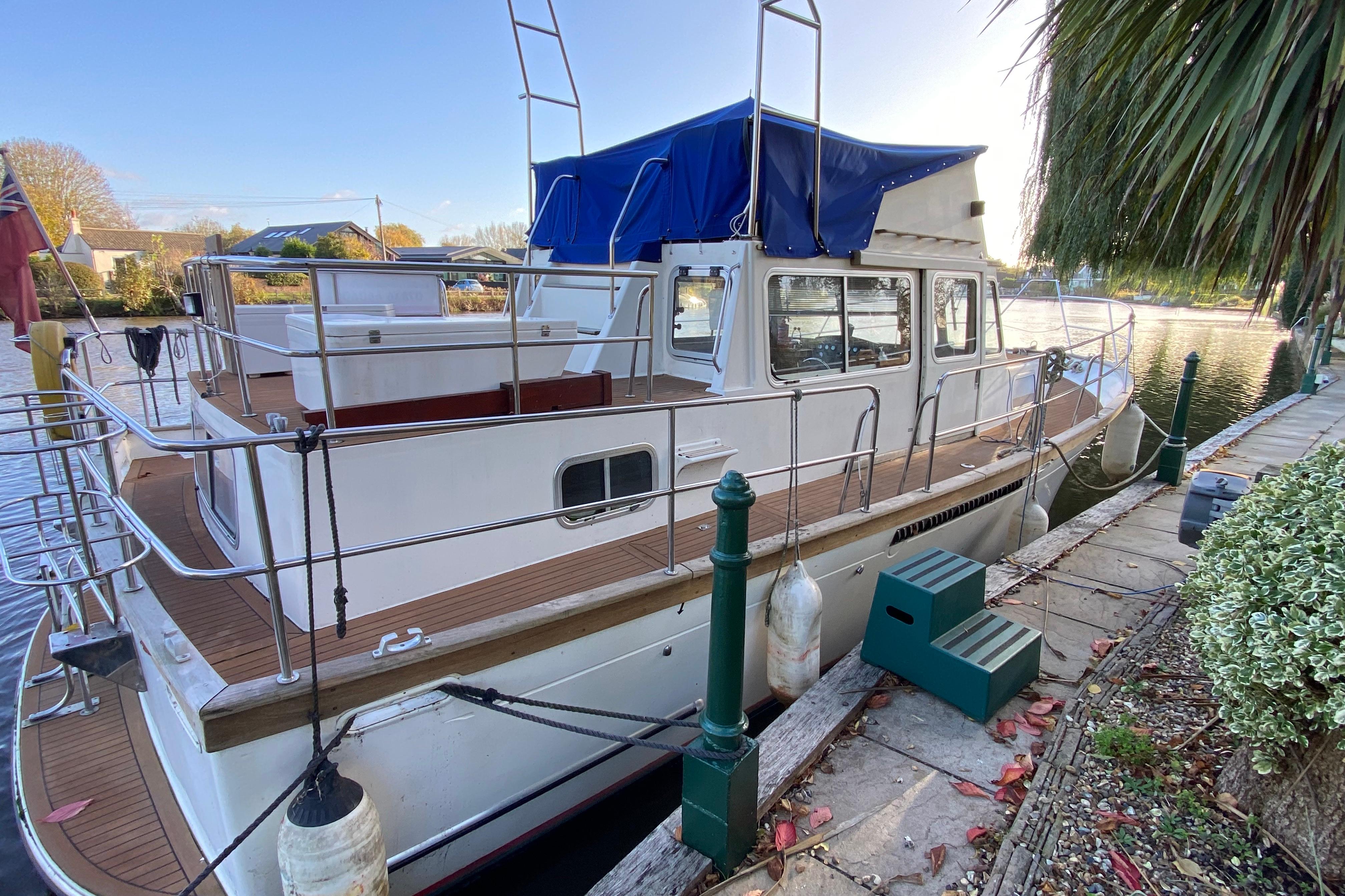 Corvette 320 Usate a Surrey - iNautia