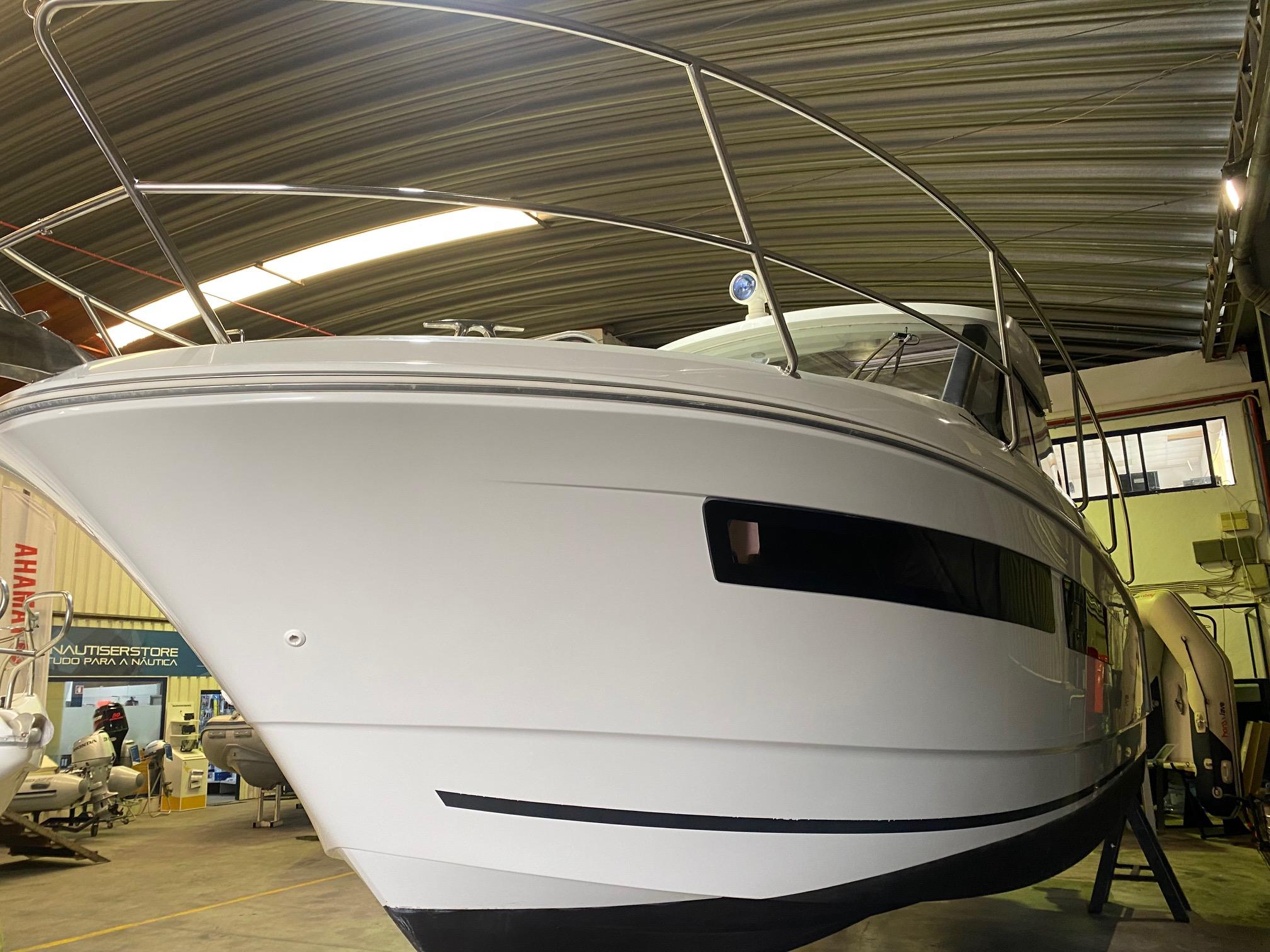 Used 2013 Jeanneau Merry Fisher 855 | Youboat