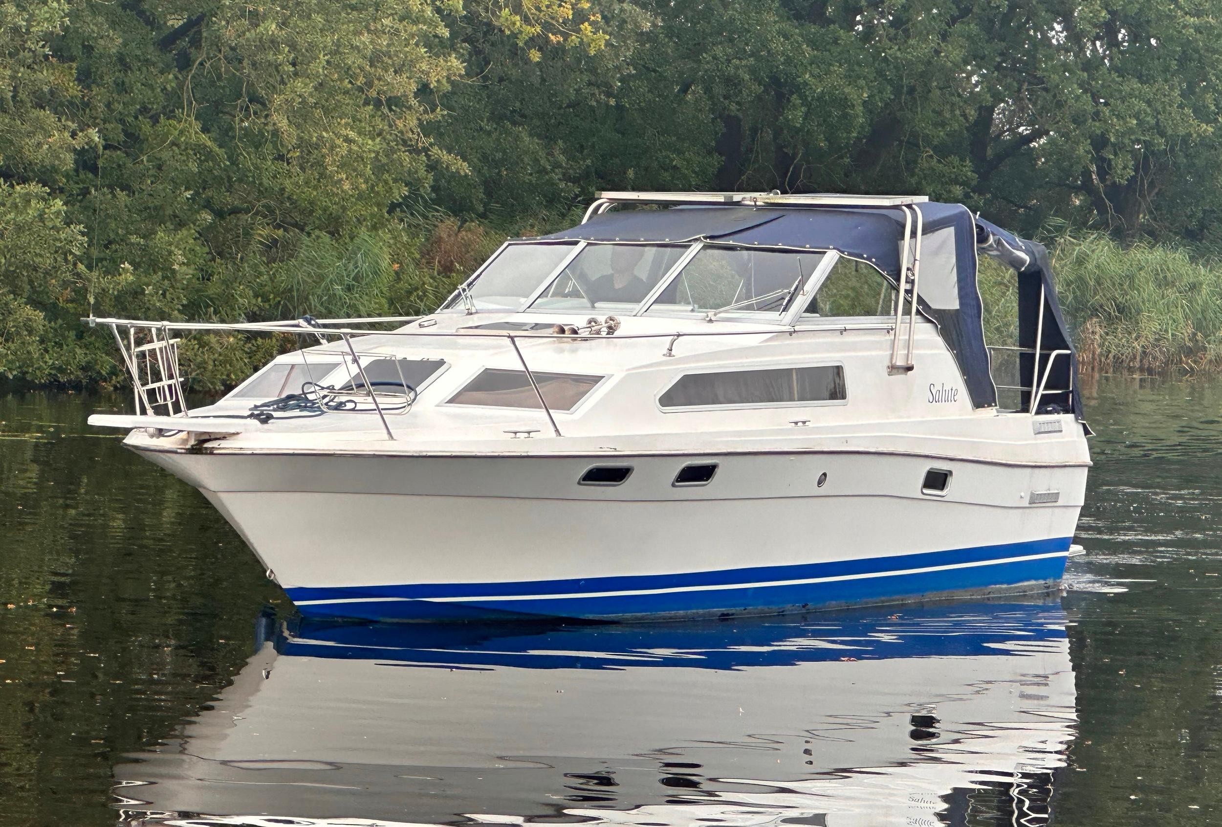 Bayliner 2850 Contessa | 1988 | 9m | Boatshop24