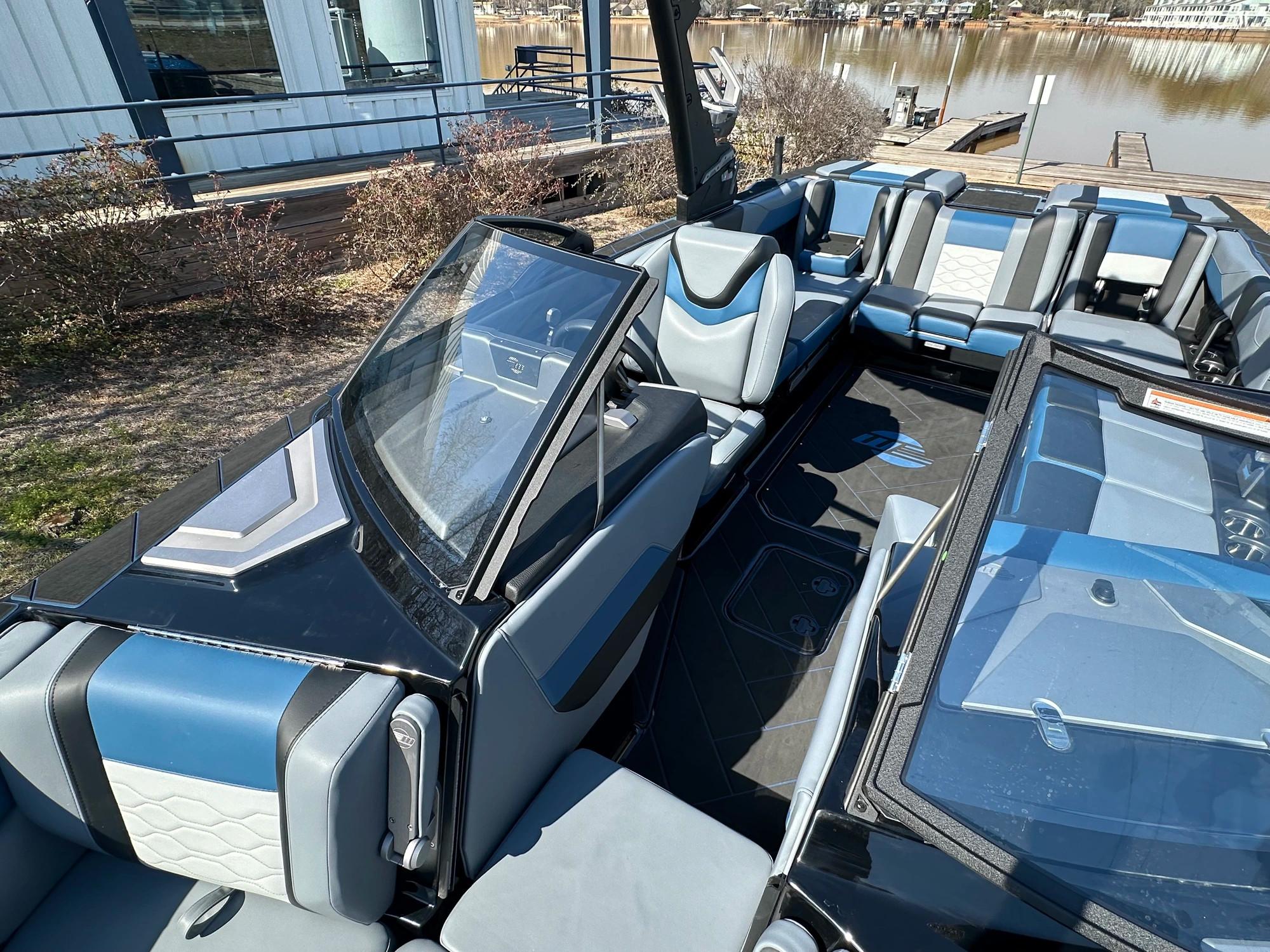 2024 Malibu Wakesetter 23 LSV Ski and Wakeboard for sale - YachtWorld