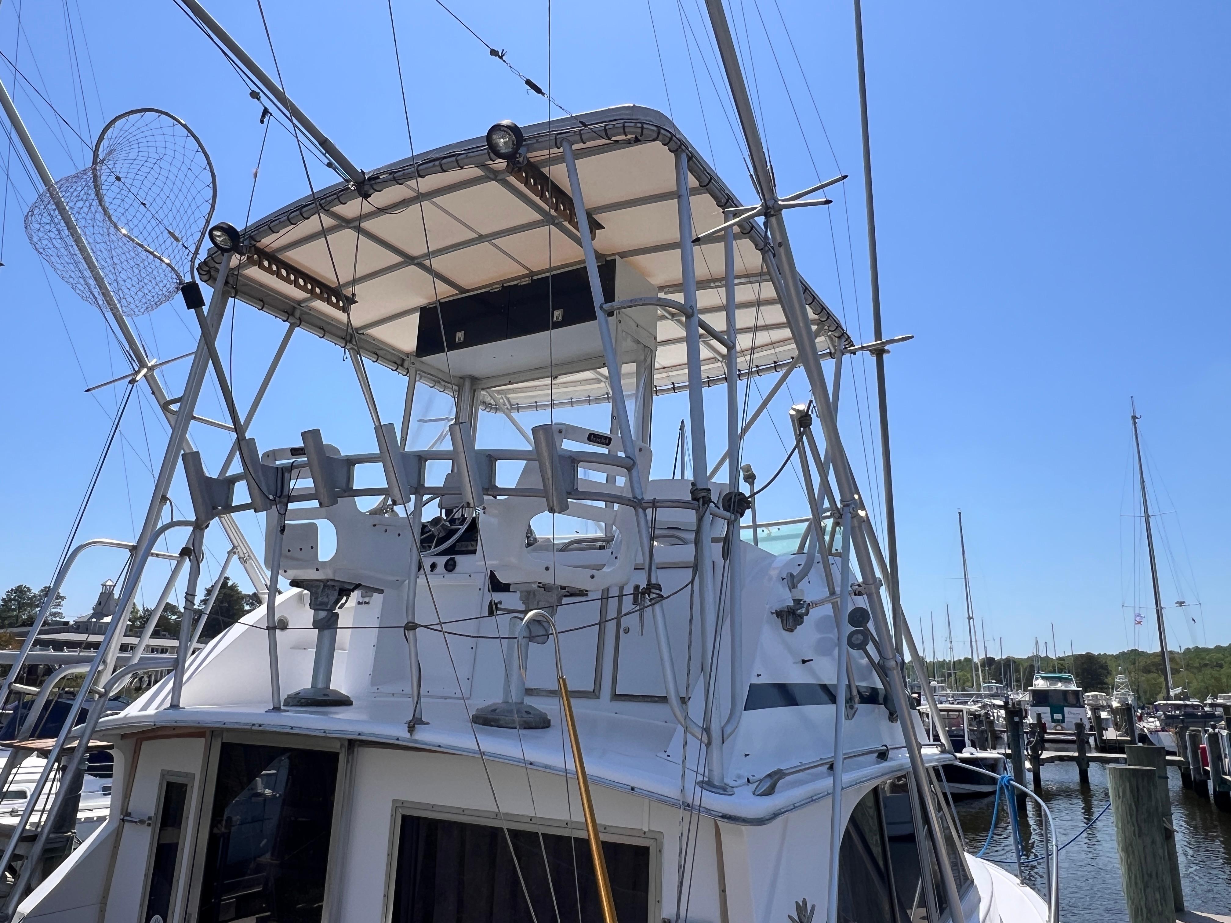 1982 Bertram 35 Convertible Convertible for sale - YachtWorld