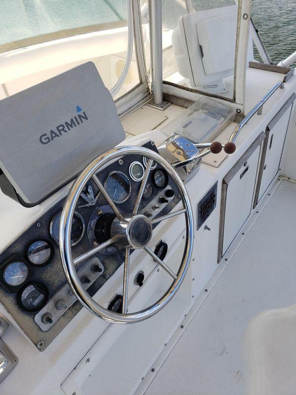 1982 Bertram 35 Convertible Convertible for sale - YachtWorld