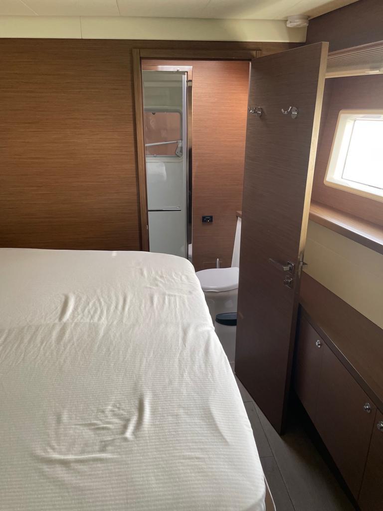 2020 Lagoon 52 F Catamaran for sale - YachtWorld