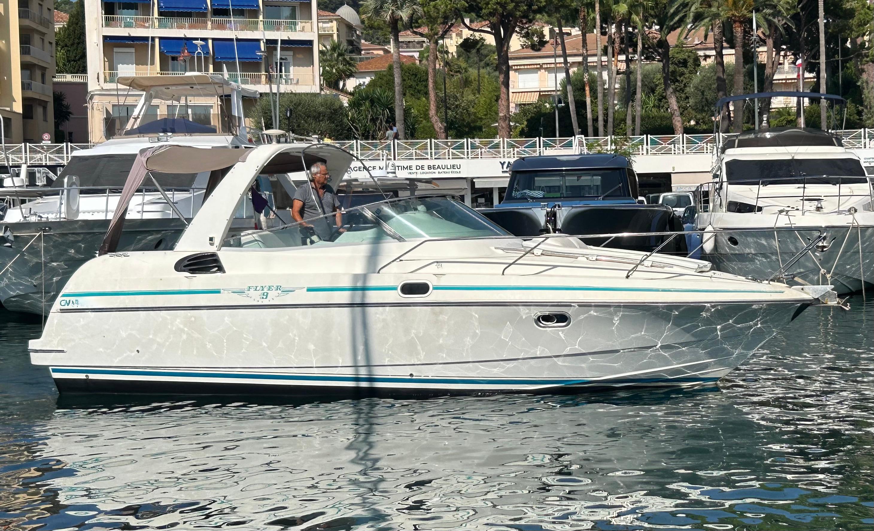 Beneteau Flyer 9 | 9m | 1995 - 06 - Alpes-Maritimes | Boats and Outboards