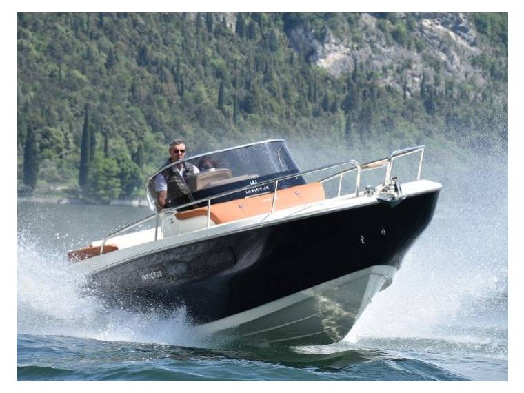 Nieuw 2023 Invictus Capoforte CX250 | YachtFocus