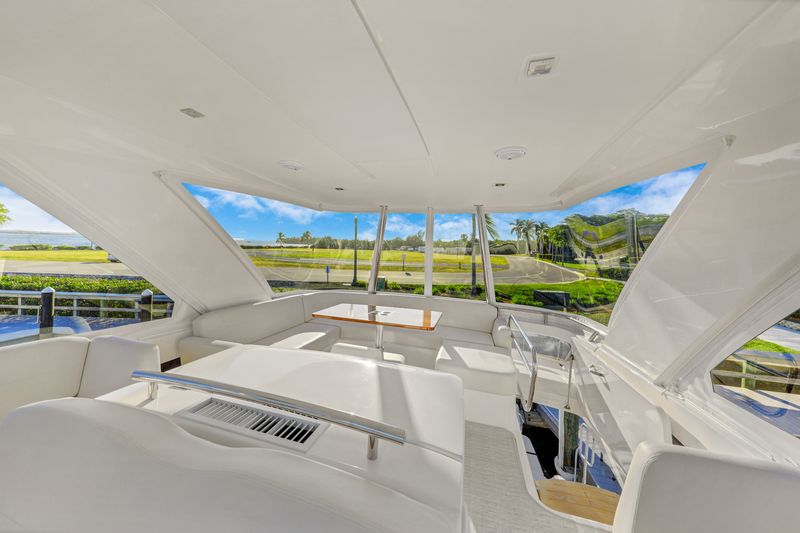 2018 Tiara Yachts 53 Flybridge - Weber Yachts